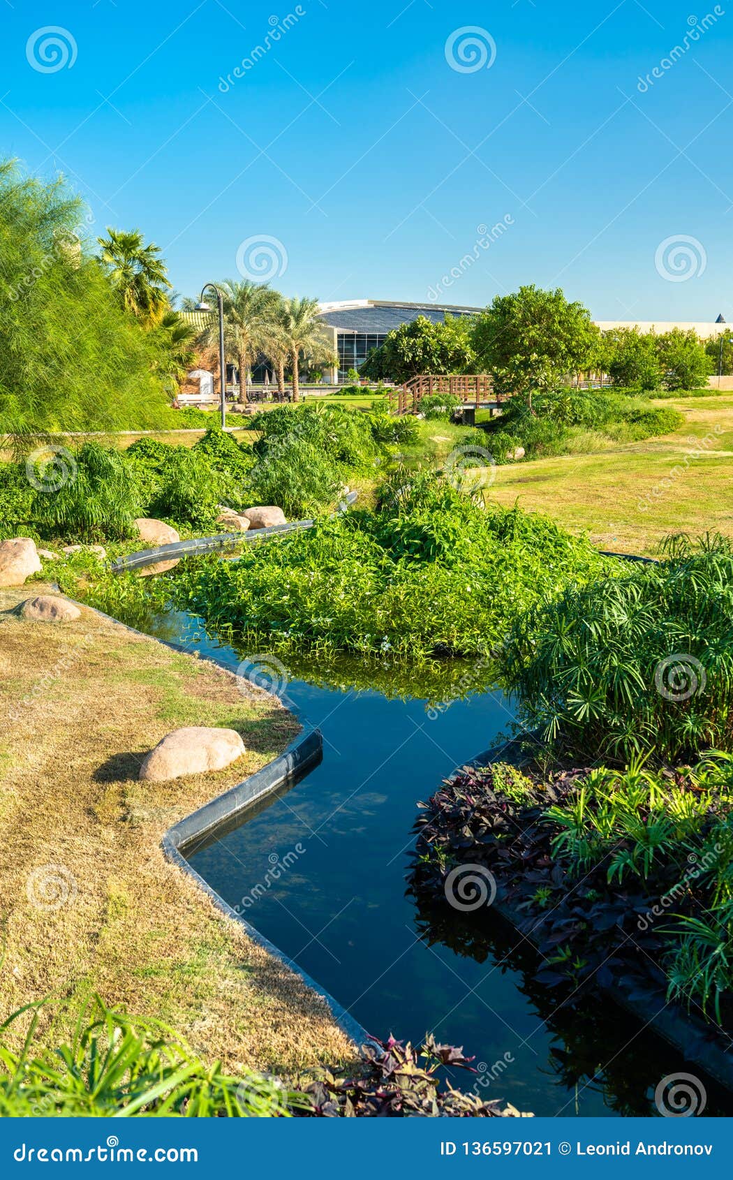 Boulevard Kuwait Stock Photos - Free & Royalty-Free Stock Photos from ...