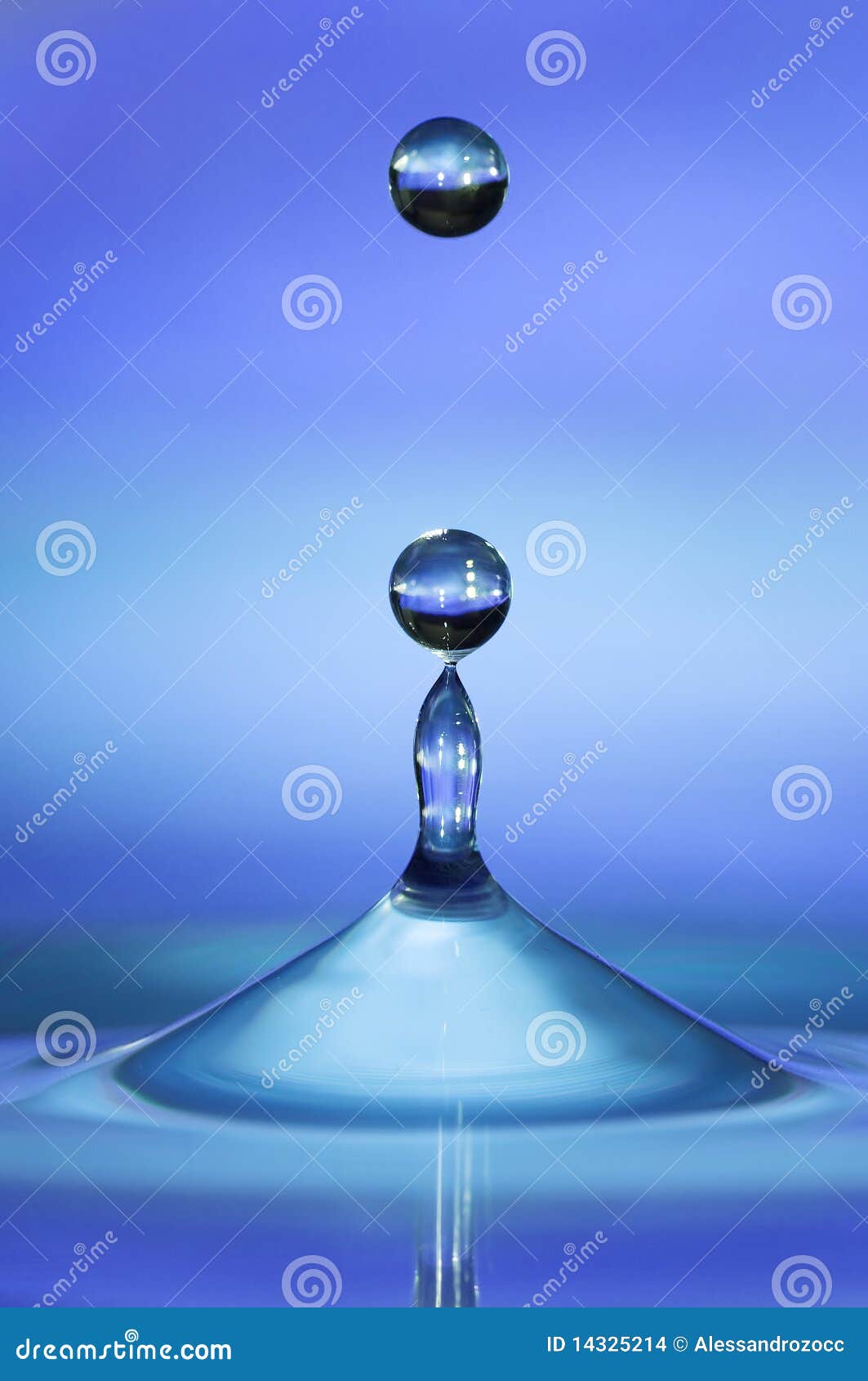 Bouncing drops of water stock photo. Image of drop, background - 14325214