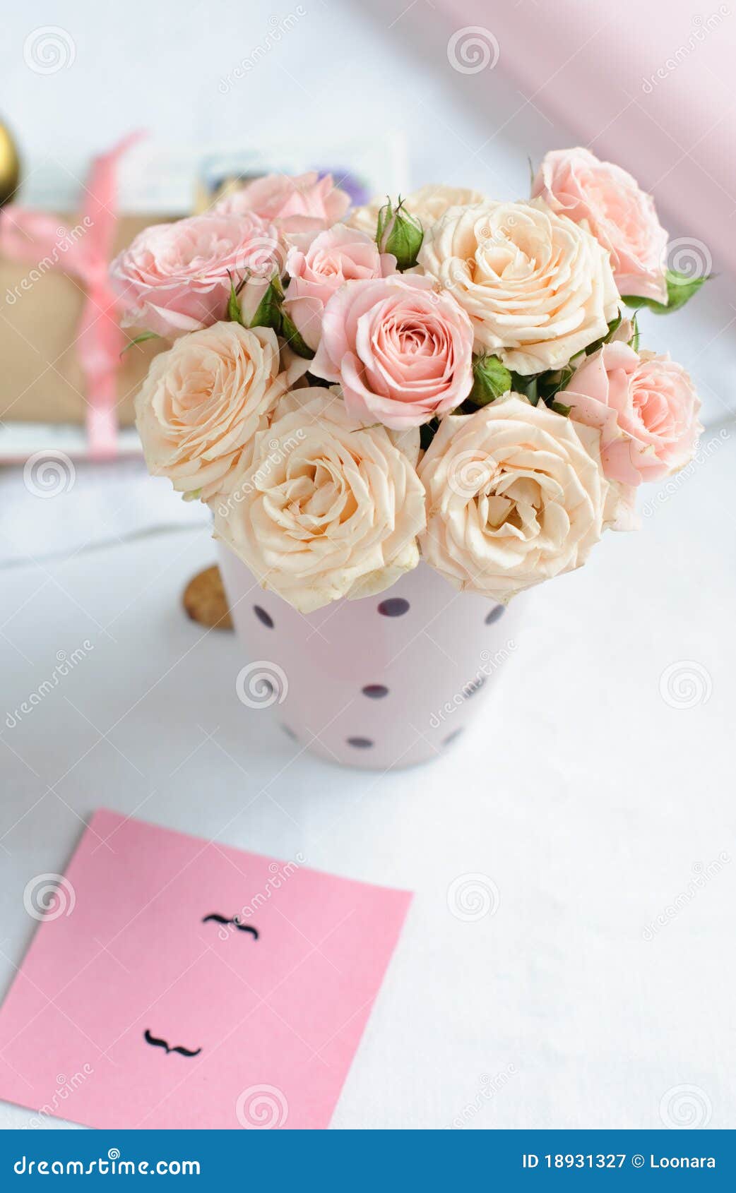 Bouquet of Delicate Pink Roses Stock Image - Image of delicate ...