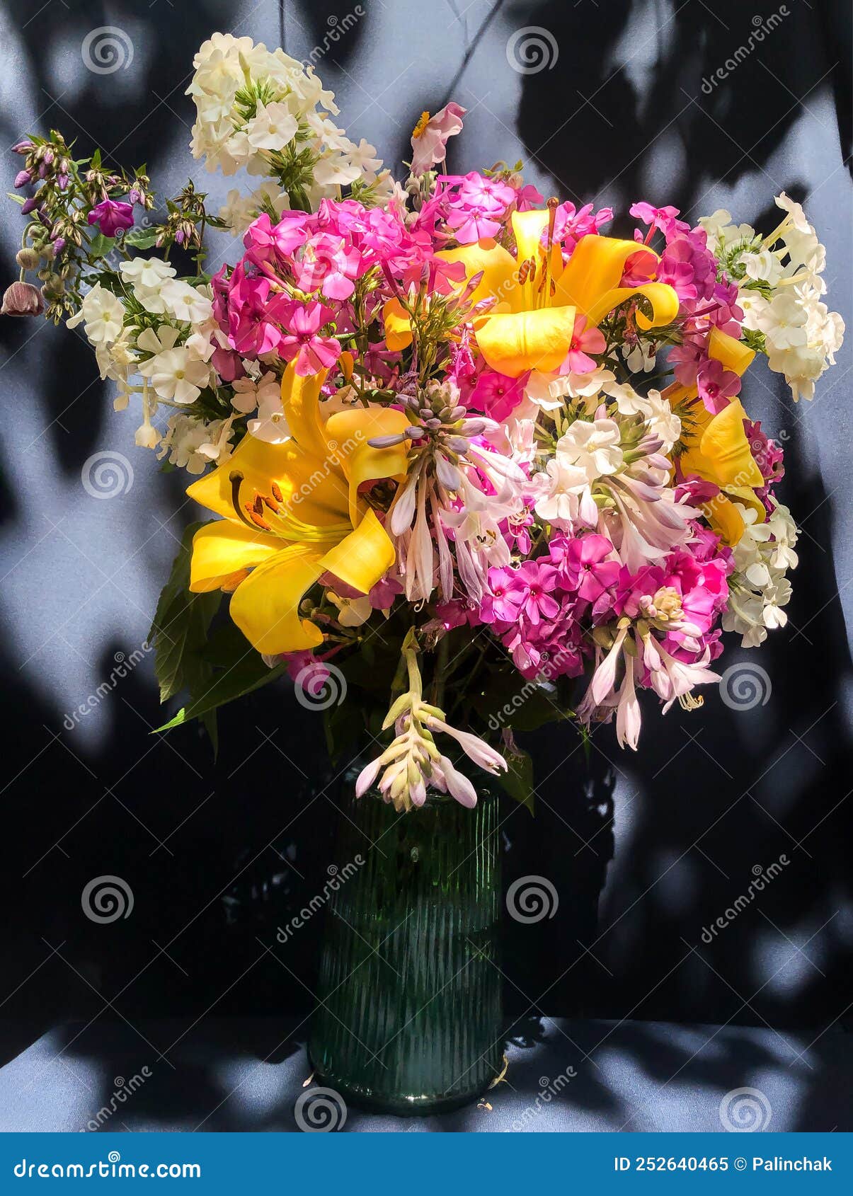 Bouquet with lilies stock image. Image of life, natural - 252640465