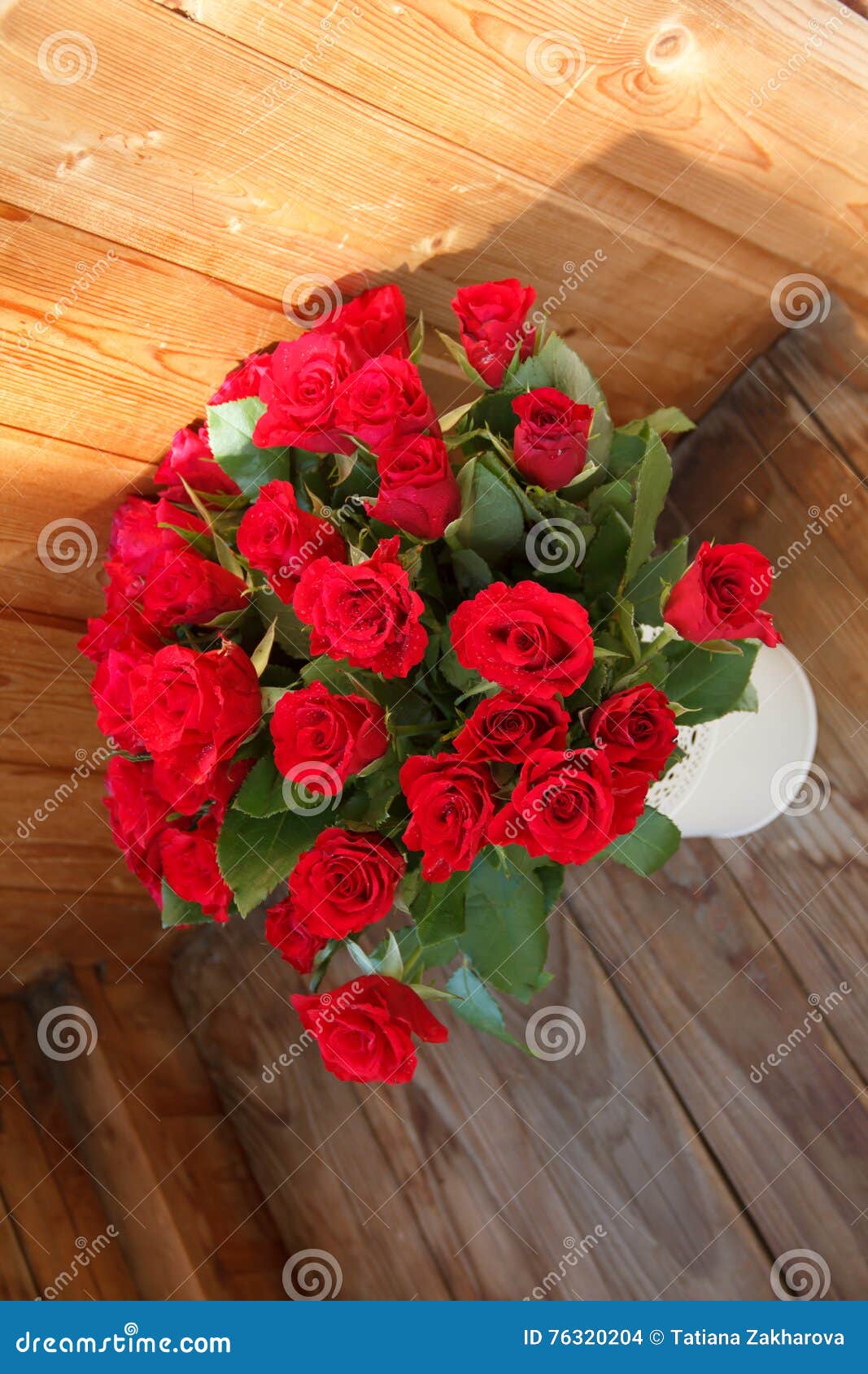 The Bouquet of Red Roses in a Vase Stock Photo - Image of birthday ...
