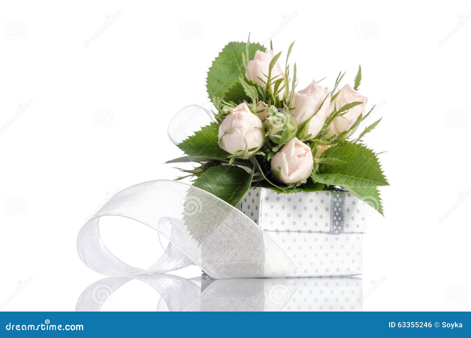Bouquet of White Roses and Gift Box Stock Photo - Image of design ...