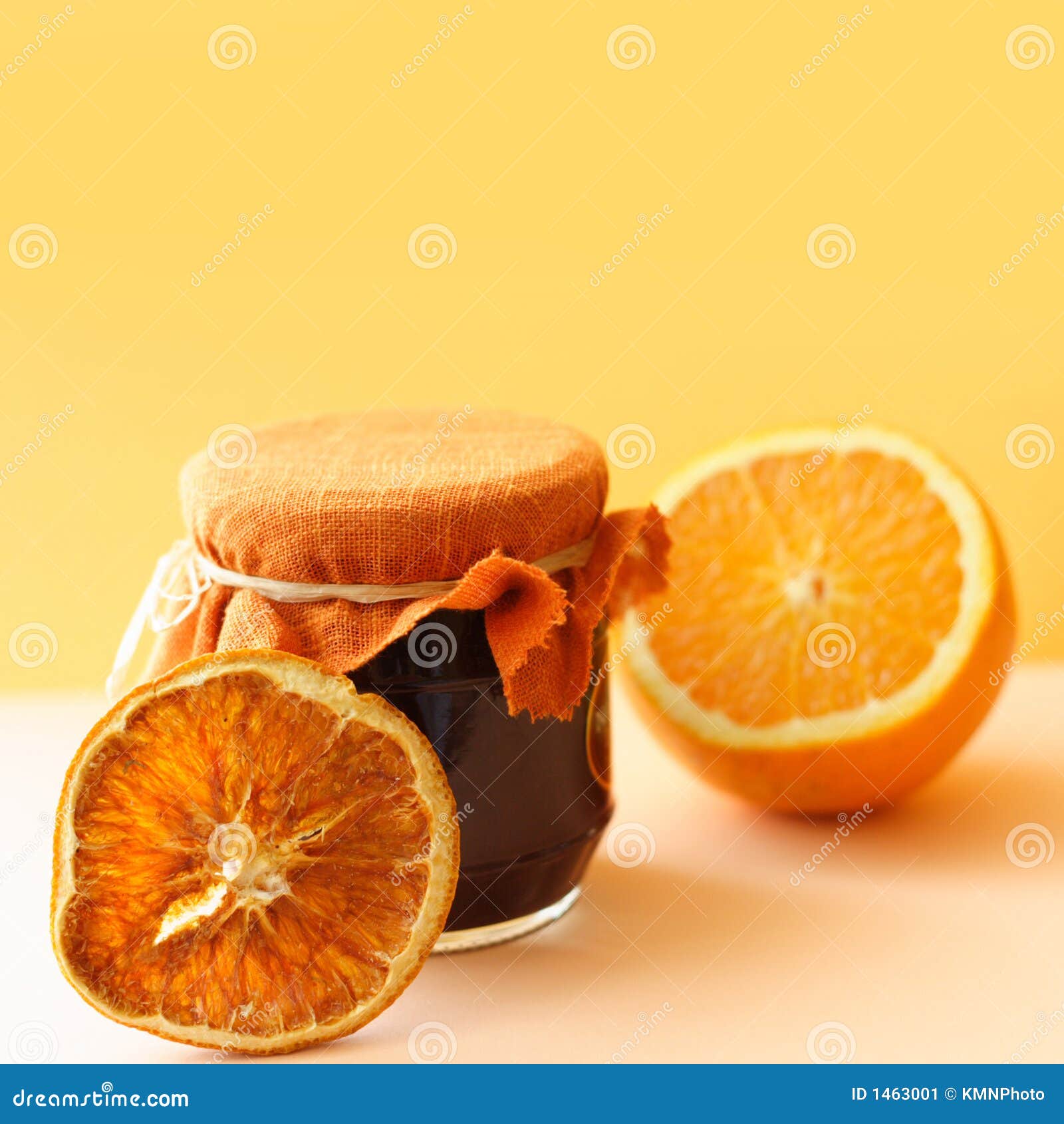 Bourrage image stock. Image du maison, vivacité, juteux - 1463001