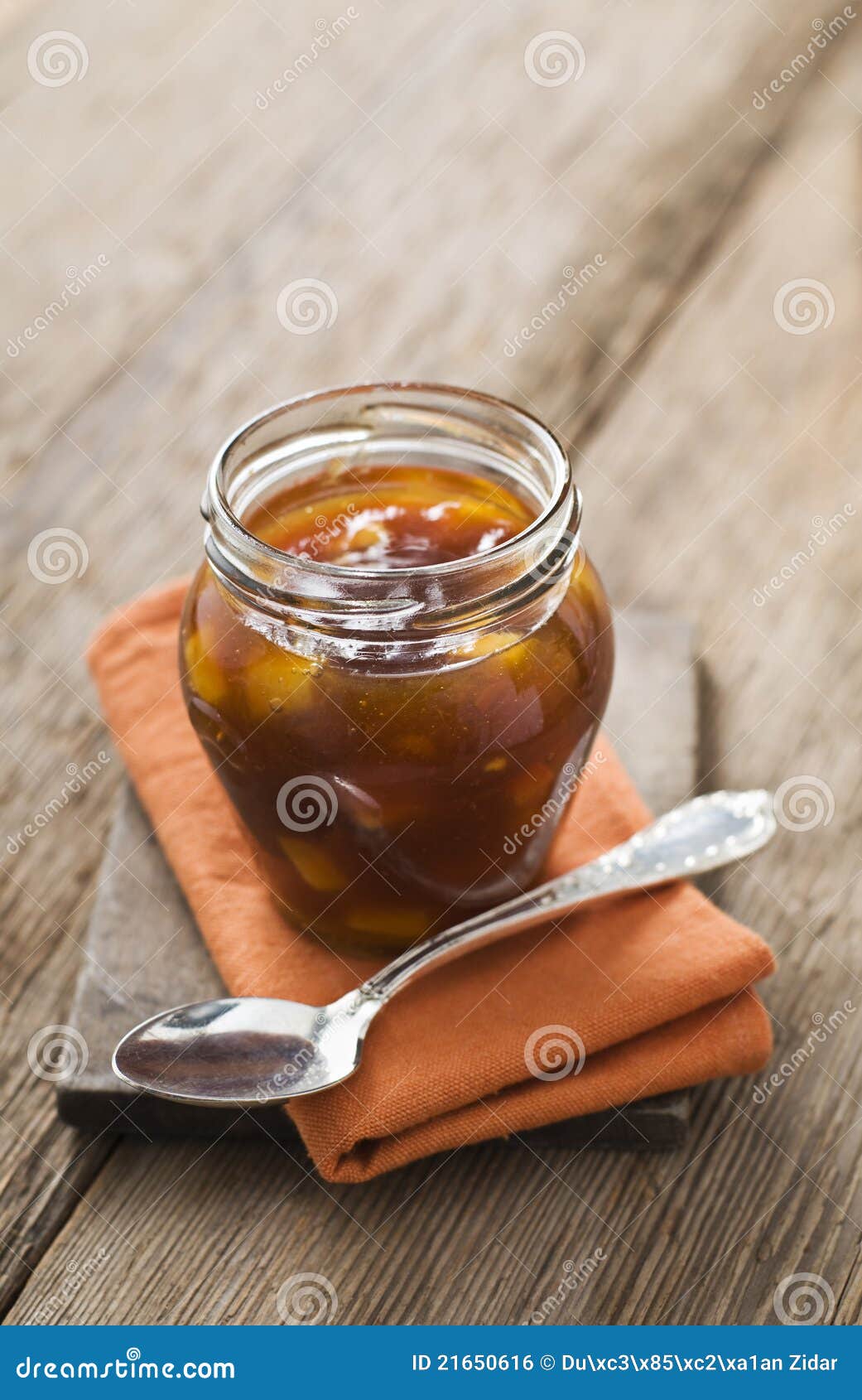 Bourrage photo stock. Image du glace, nourriture, choc - 21650616