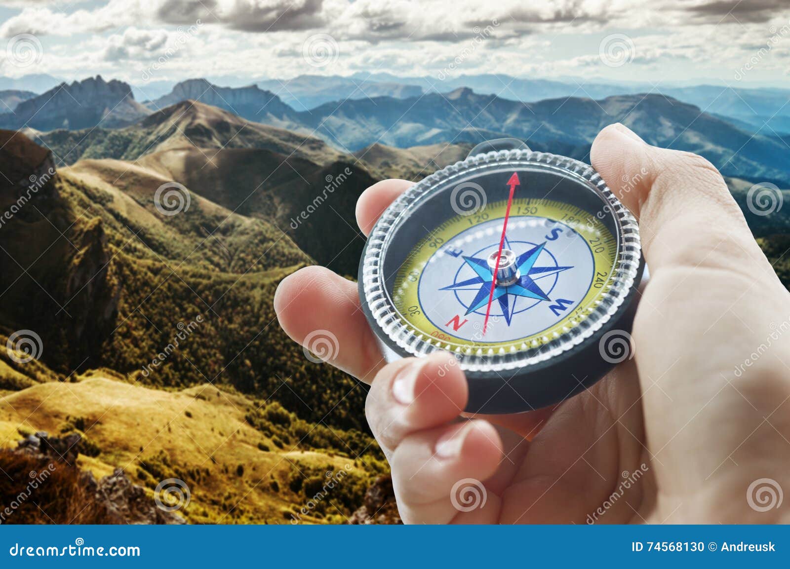 Boussole Et Main Photos Stock - Téléchargez 1,473 Photos libres de droits