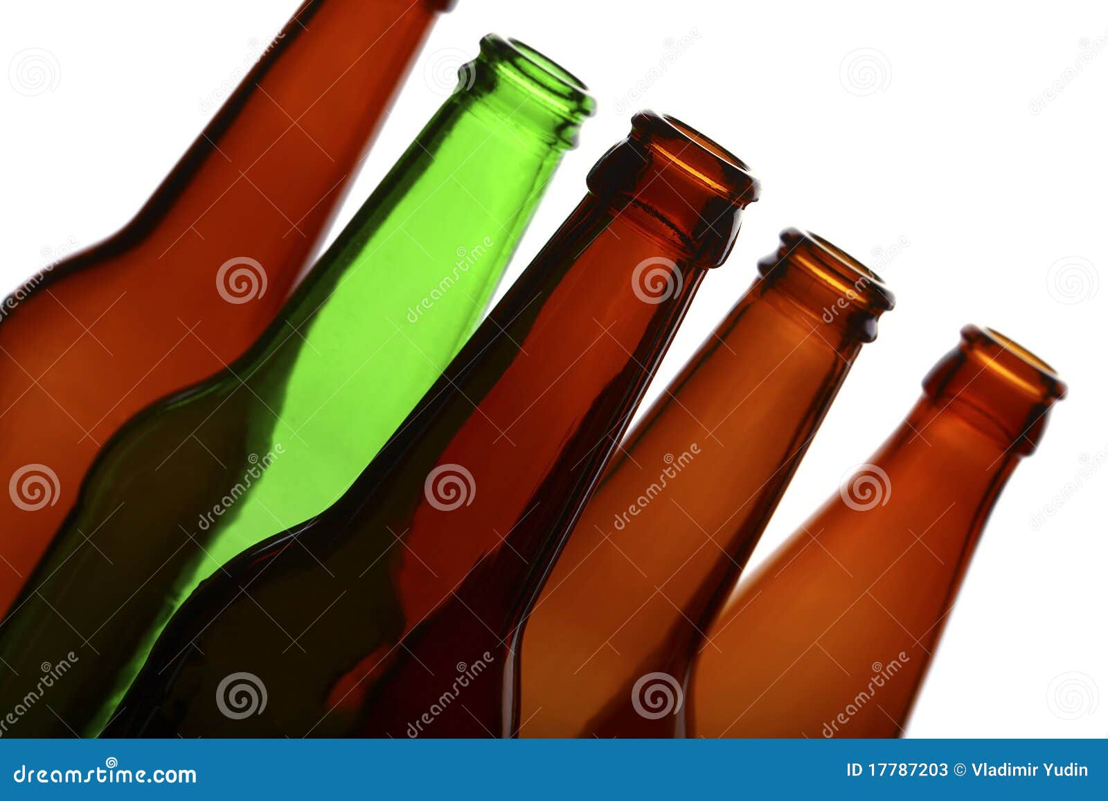 Bouteilles en verre vides image stock. Image du conception - 17787203