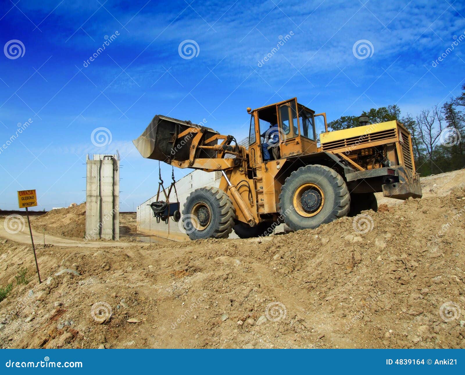 Bouteur photo stock. Image du bêcheur, creuser, grand - 4839164