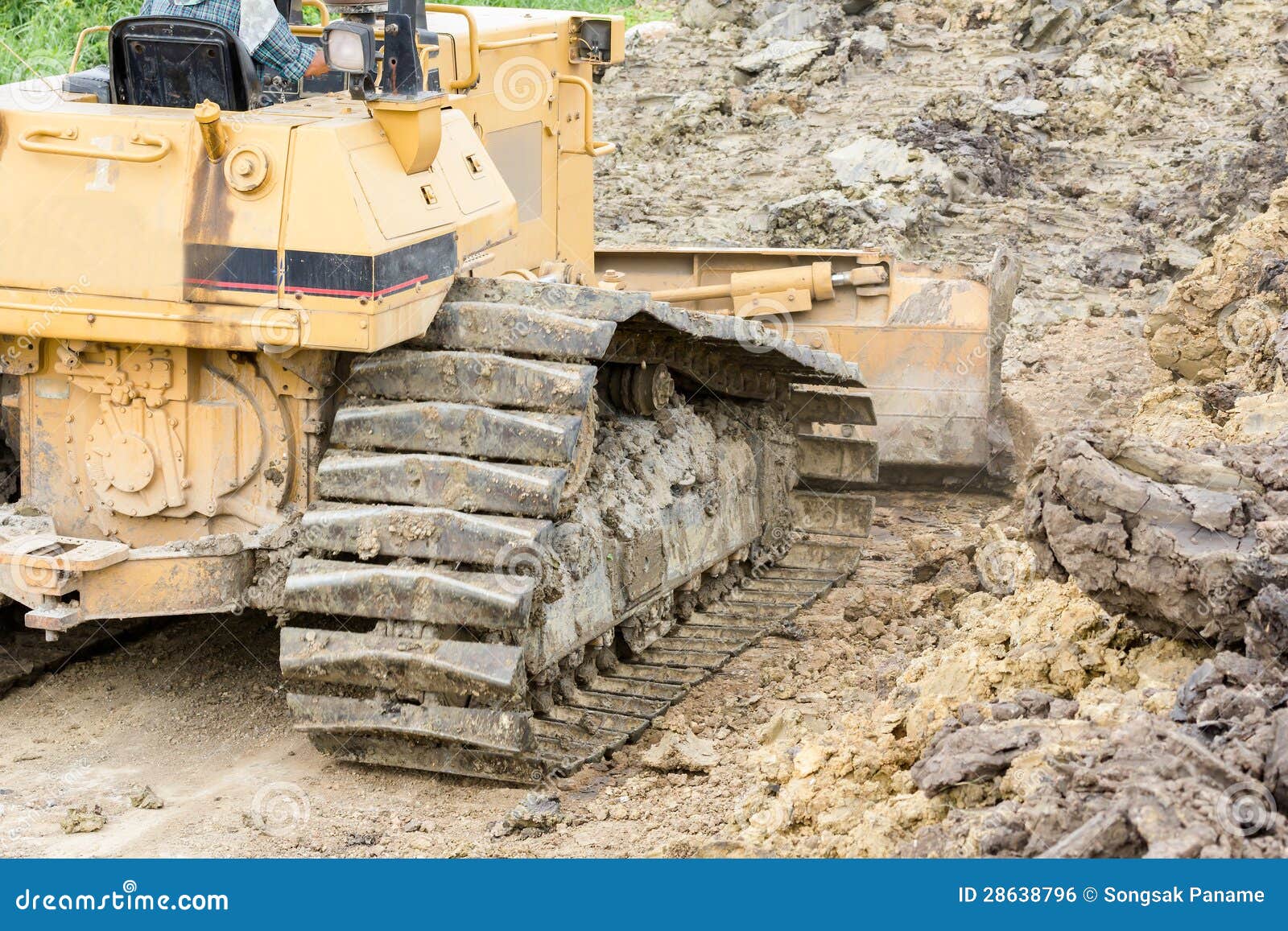 Bouteur Dans Le Chantier De Construction Photo stock - Image of saleté ...