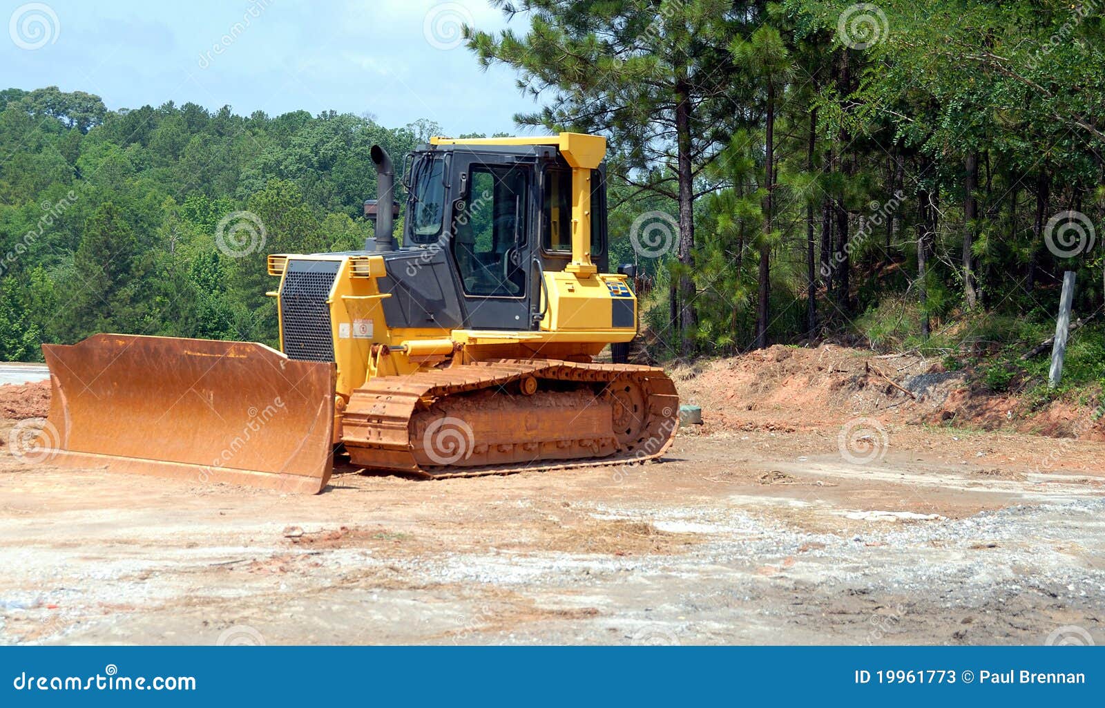Bouteur Sur Le Chantier De Construction Image stock - Image du traction ...