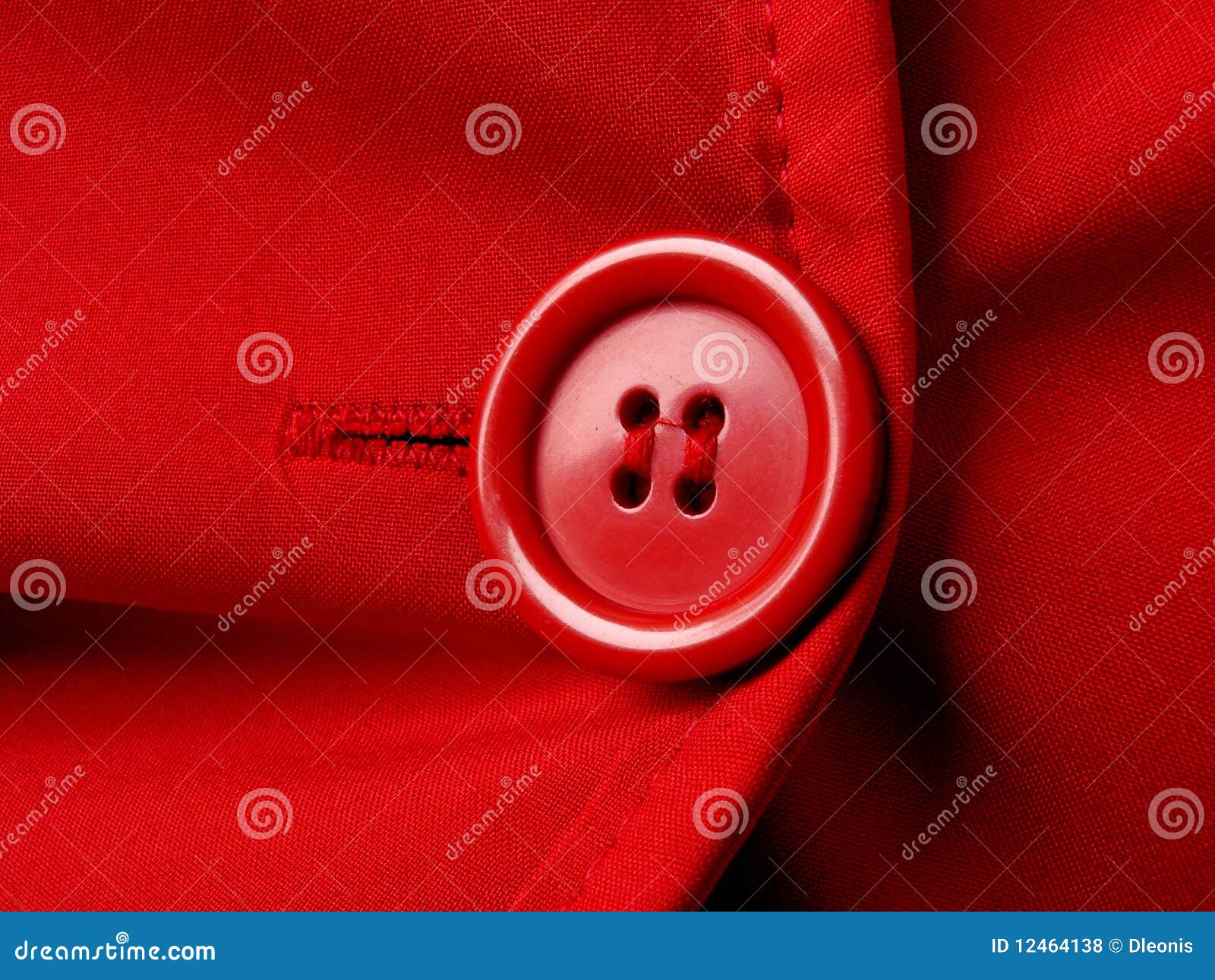 Bouton rouge photo stock. Image du couture, vibrant, point - 12464138