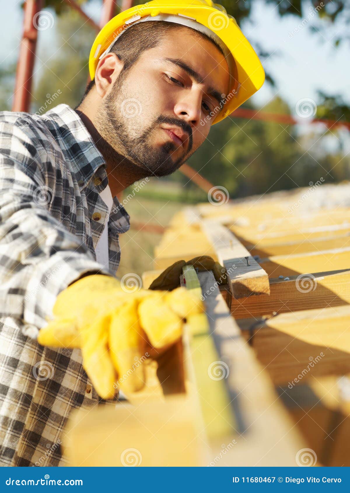 Bouwvakker stock afbeelding. Image of hand, bouwer, controle - 11680467