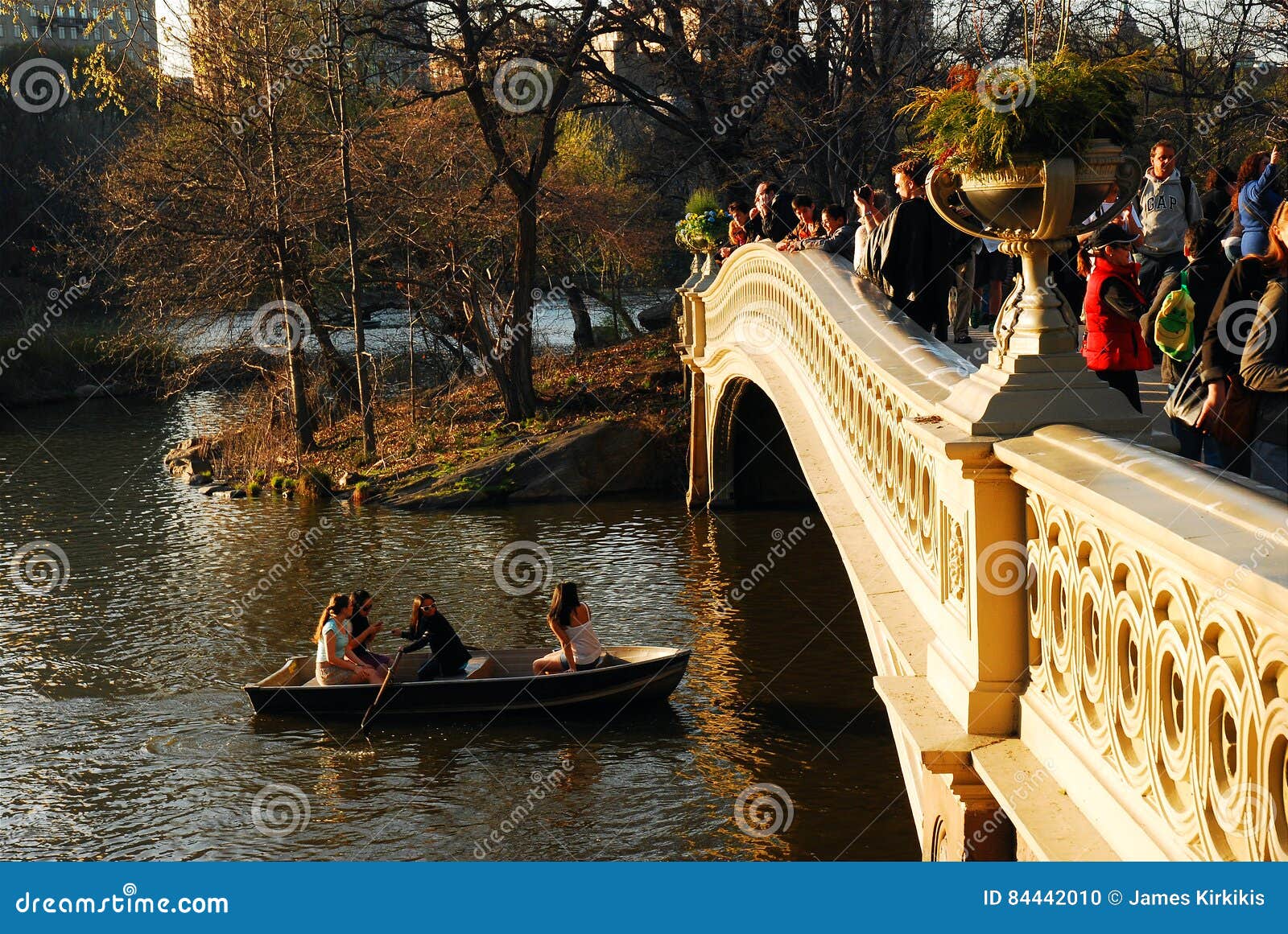 Bow Bridge, Central Park, Early Spring Editorial Image - Image of ...