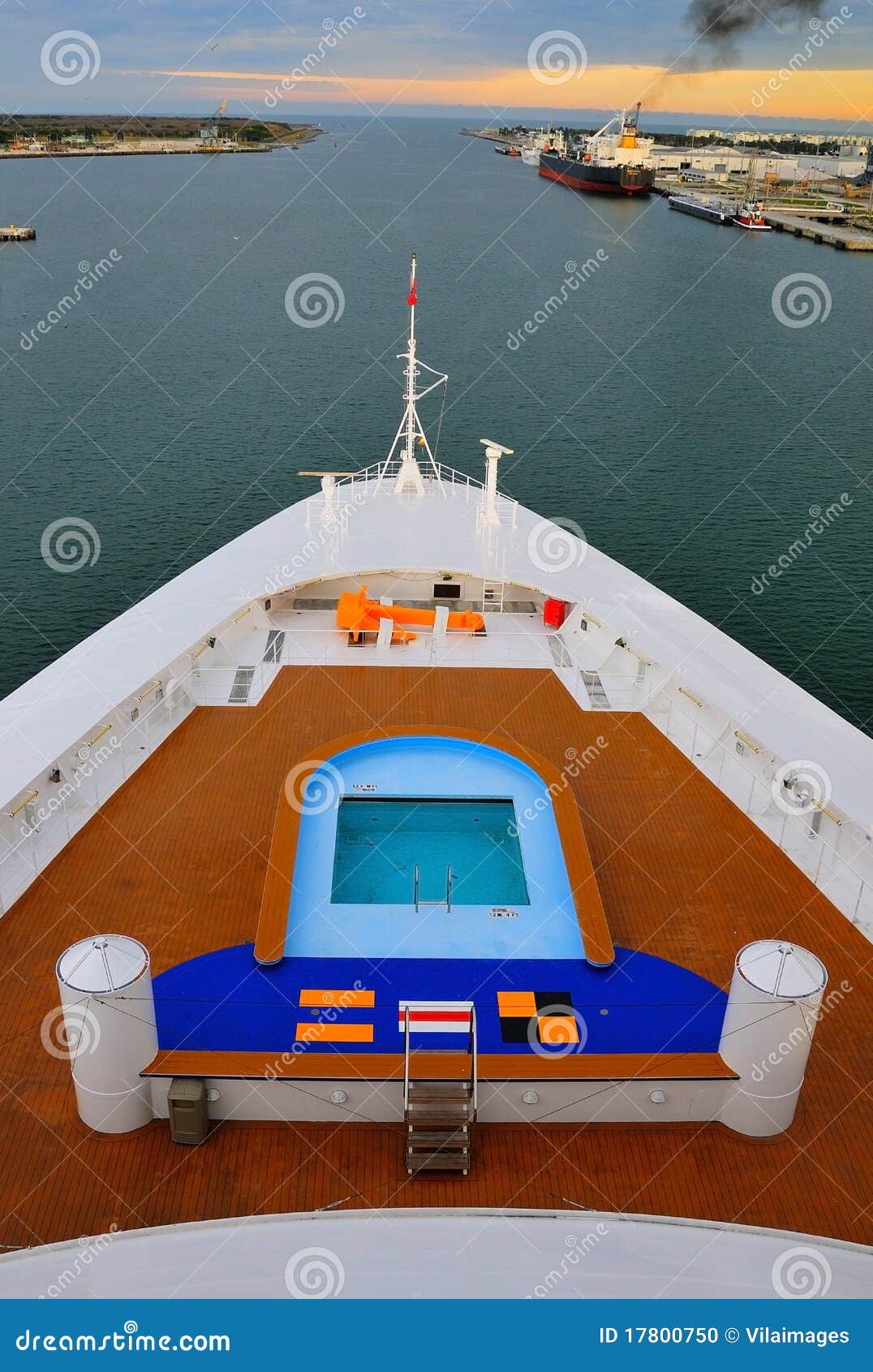 Bow of Cruise Ship stock photo. Image of leisure, luxury - 17800750