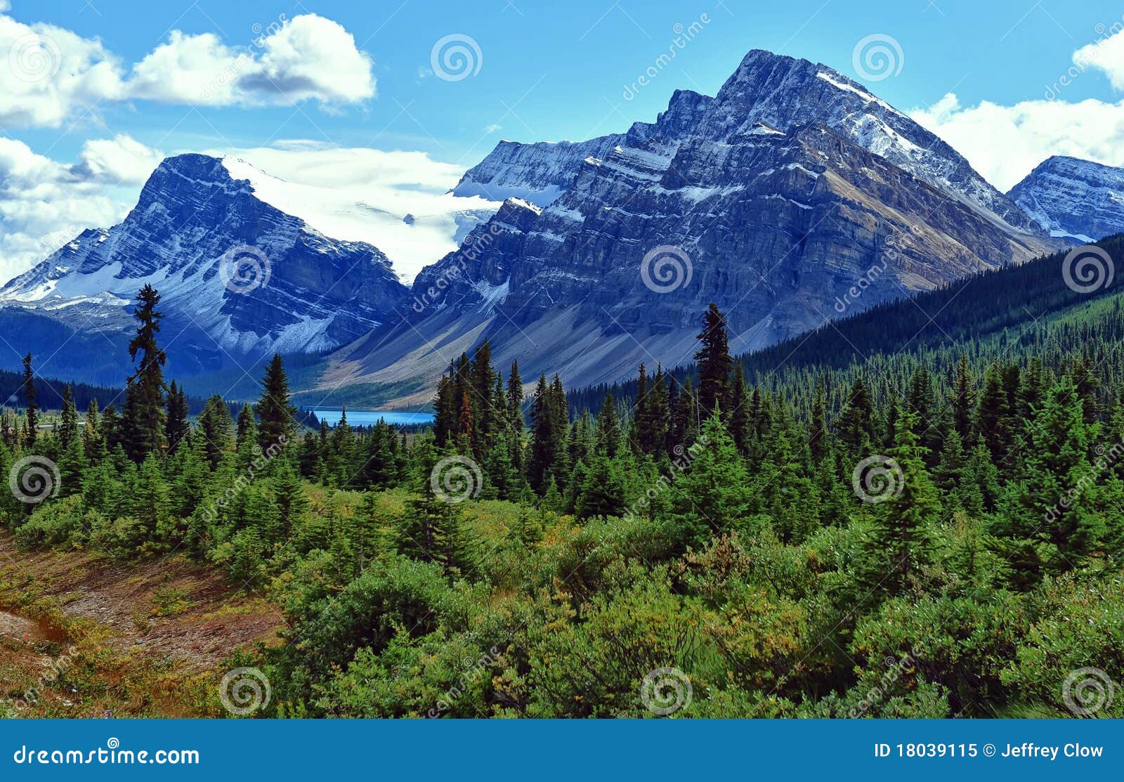 Bow Lake View at Banff National Park Stock Image - Image of peaceful ...
