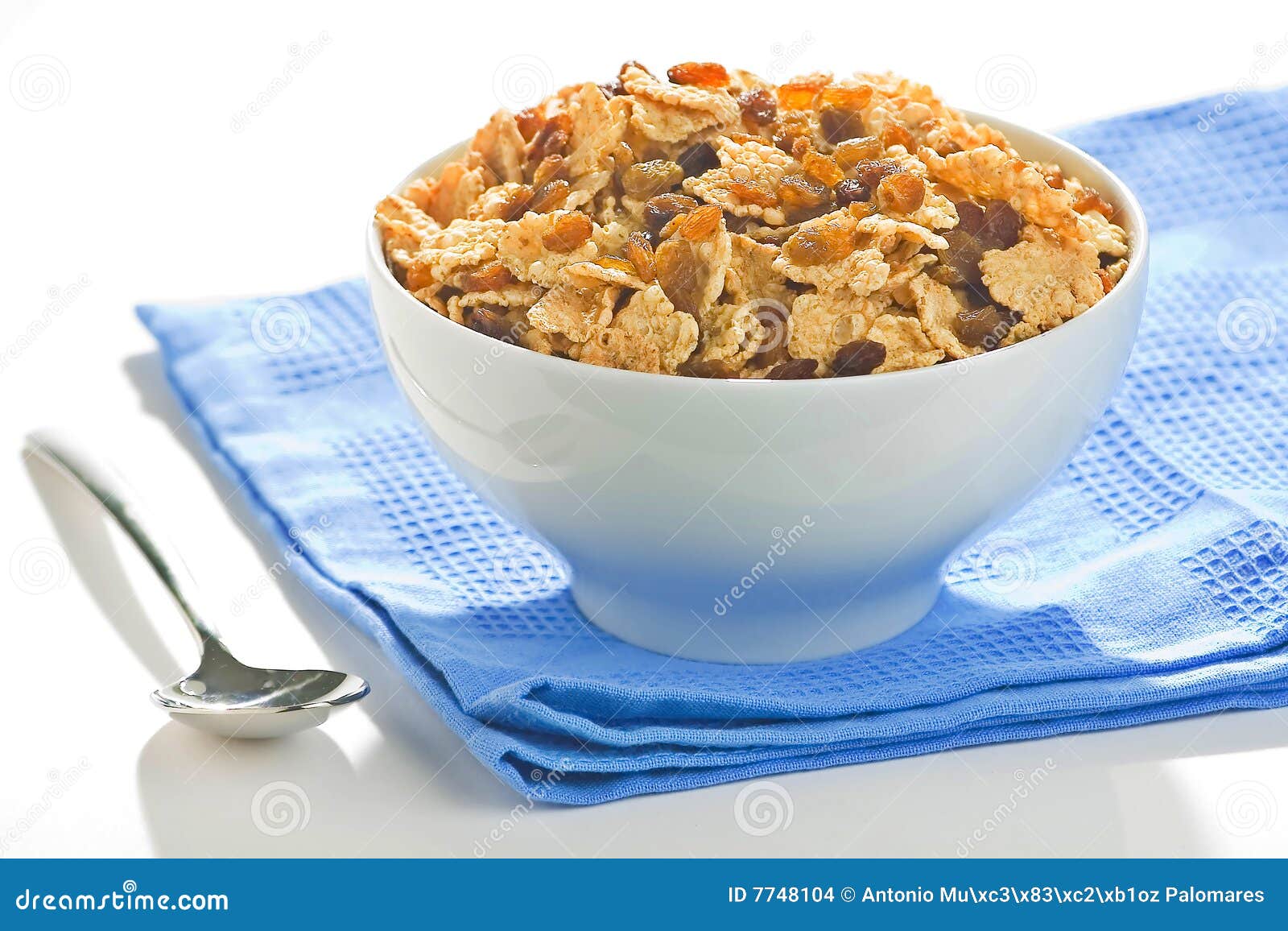 Bowl of Cereal with Raisins Stock Photo - Image of food, flakes: 7748104