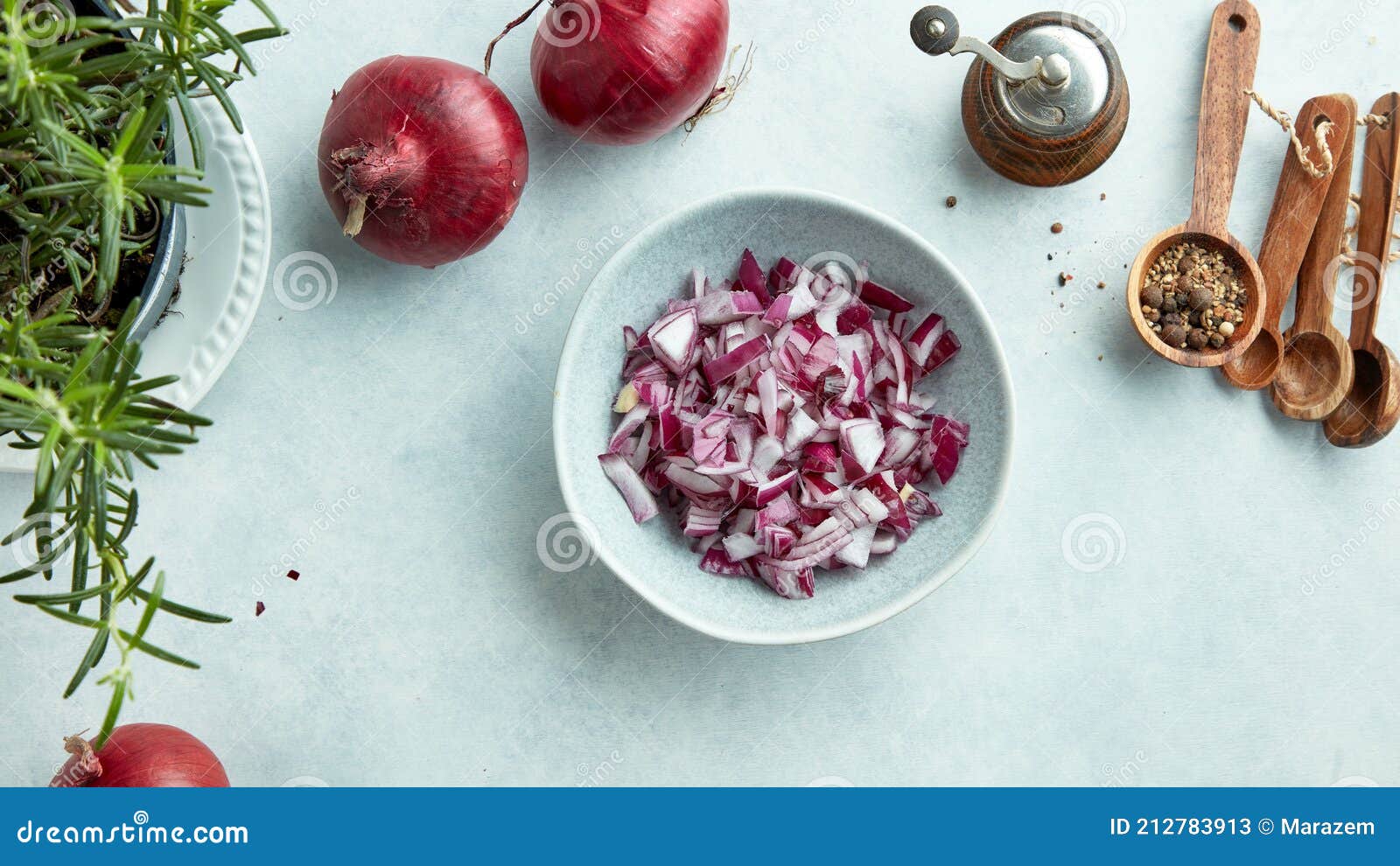 Bowl of chopped red onions stock image. Image of onions - 212783913