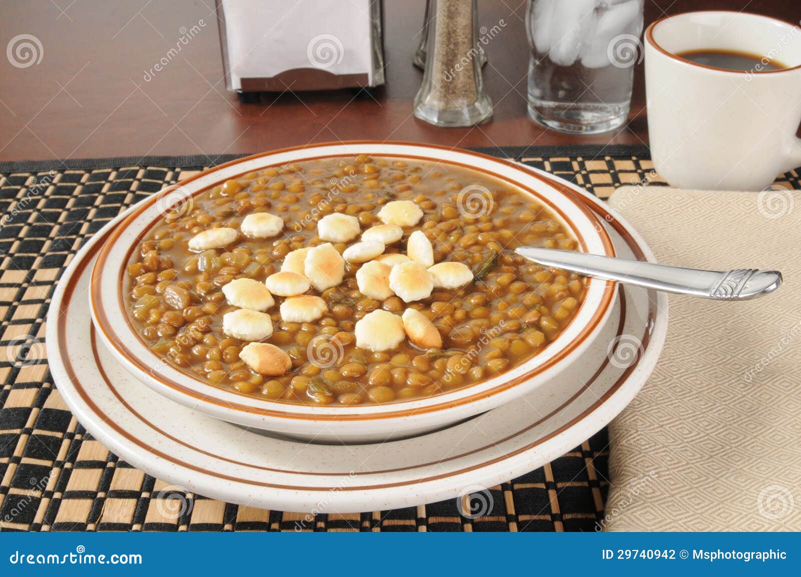 Bowl of lentil soup stock photo. Image of saltine, vegetables - 29740942