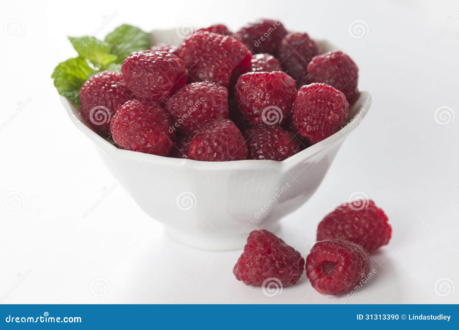 Bowl of Raspberries stock photo. Image of food, bowl - 31313390
