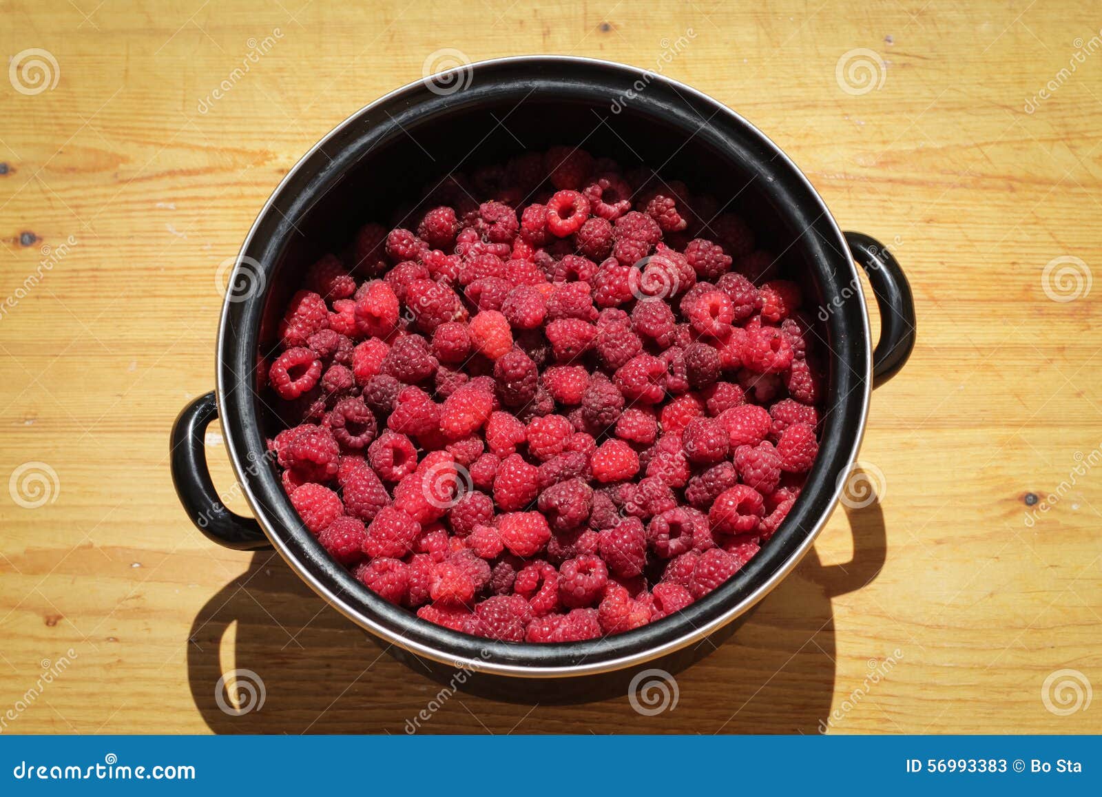 Bowl of Raspberries on Wooden Plank Stock Image - Image of raspberries ...