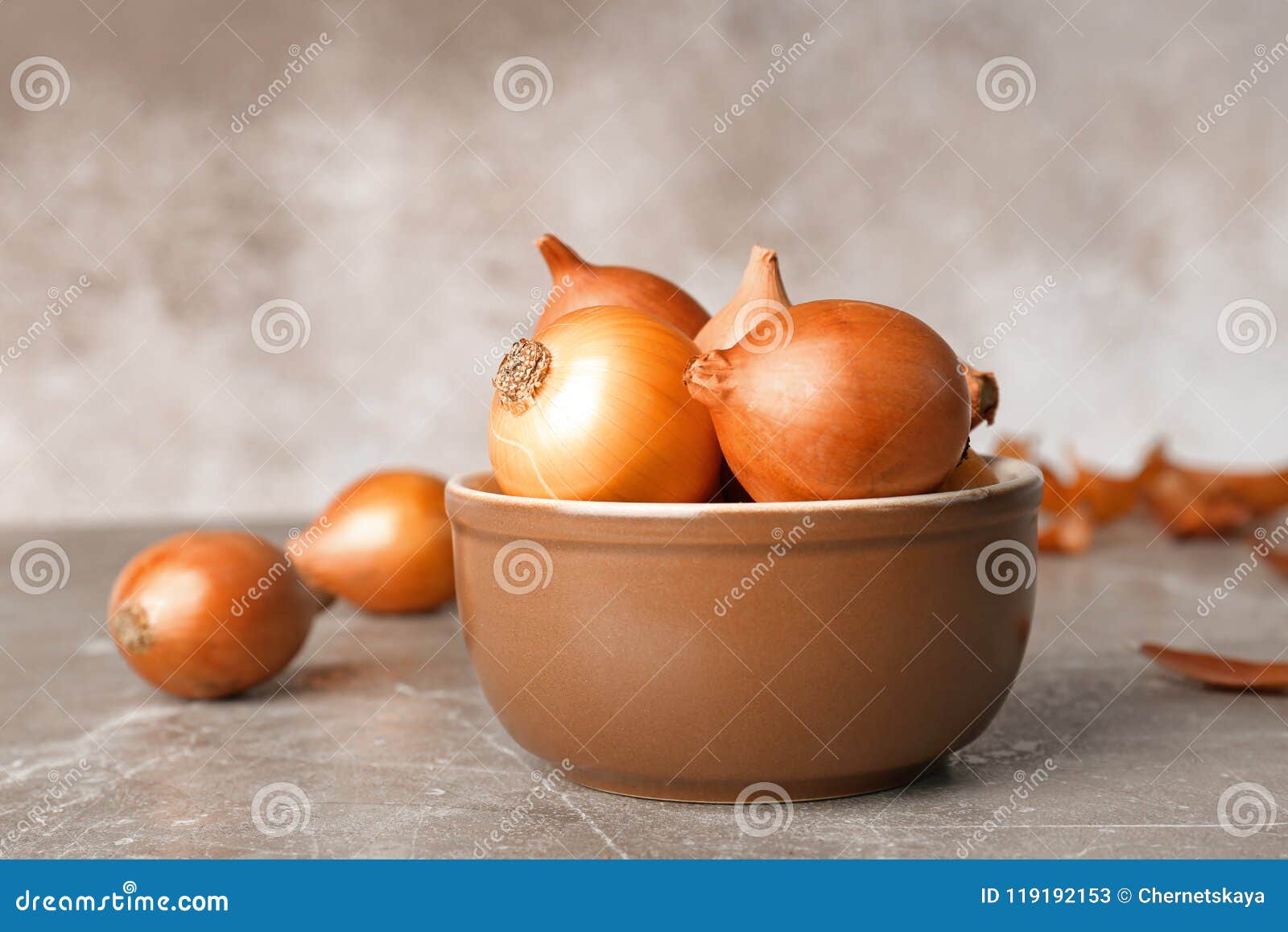Bowl with Ripe Onions on Table Stock Image - Image of taste, vegan ...