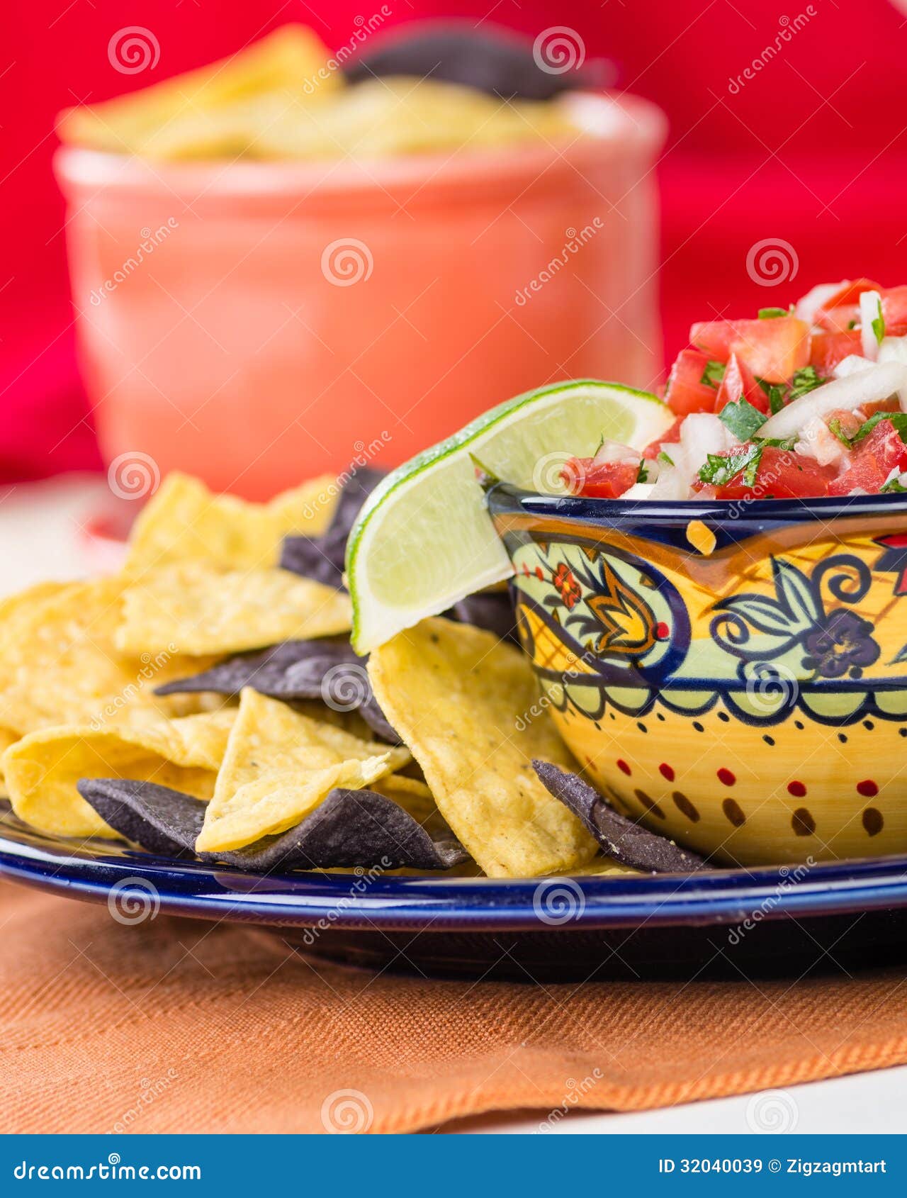 Bowl of Spicy Salsa and Corn Chips Stock Image - Image of mexican, chip ...