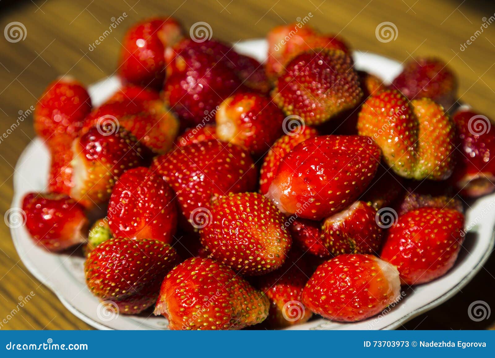 Bowl of Strawberries Top View Stock Image - Image of photograph, plate ...