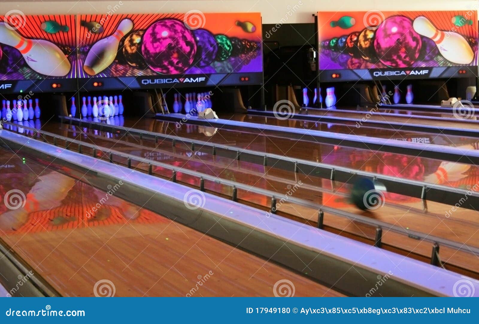 Bowling editorial image. Image of lane, automated, bowl - 17949180