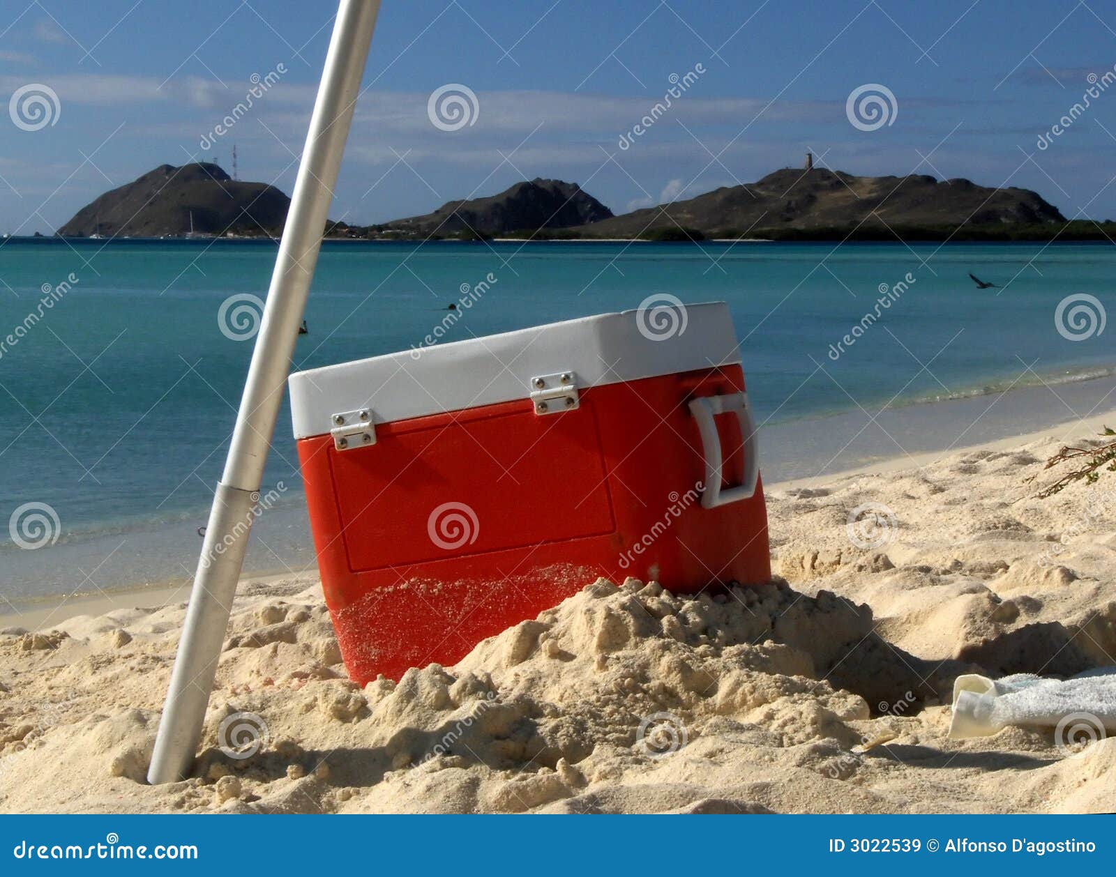 Box on the beach stock image. Image of caribbean, lifestyle - 3022539
