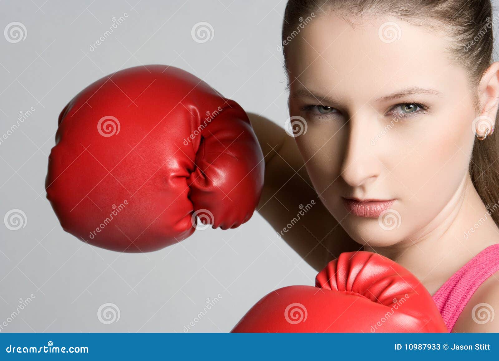 Boxare fotografering för bildbyråer. Bild av stansning - 10987933