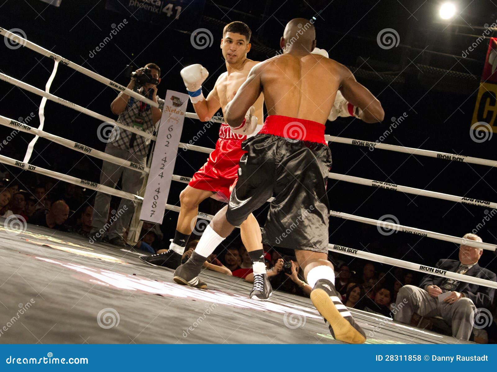 Boxeo Aficionado Y Profesional Foto de archivo editorial - Imagen de ...