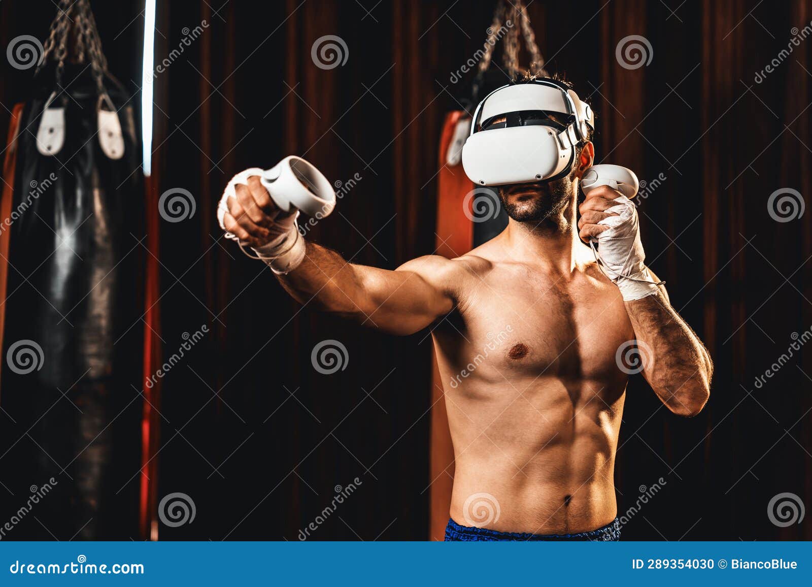 Boxer Training Utilizing VR Technology or Virtual Reality. Impetus ...