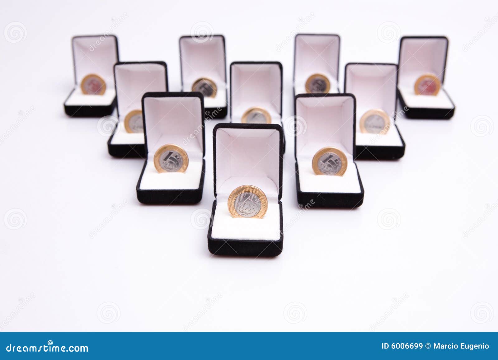 Boxes Of Jewels With Coin Picture. Image: 6006699