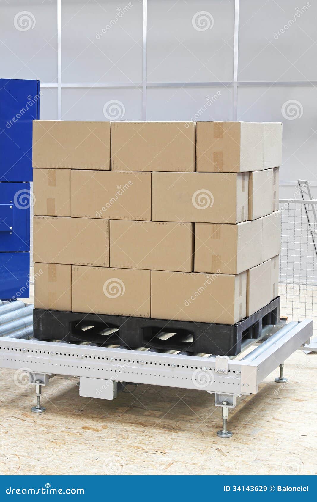 Boxes at pallet stock image. Image of delivery, storage - 34143629
