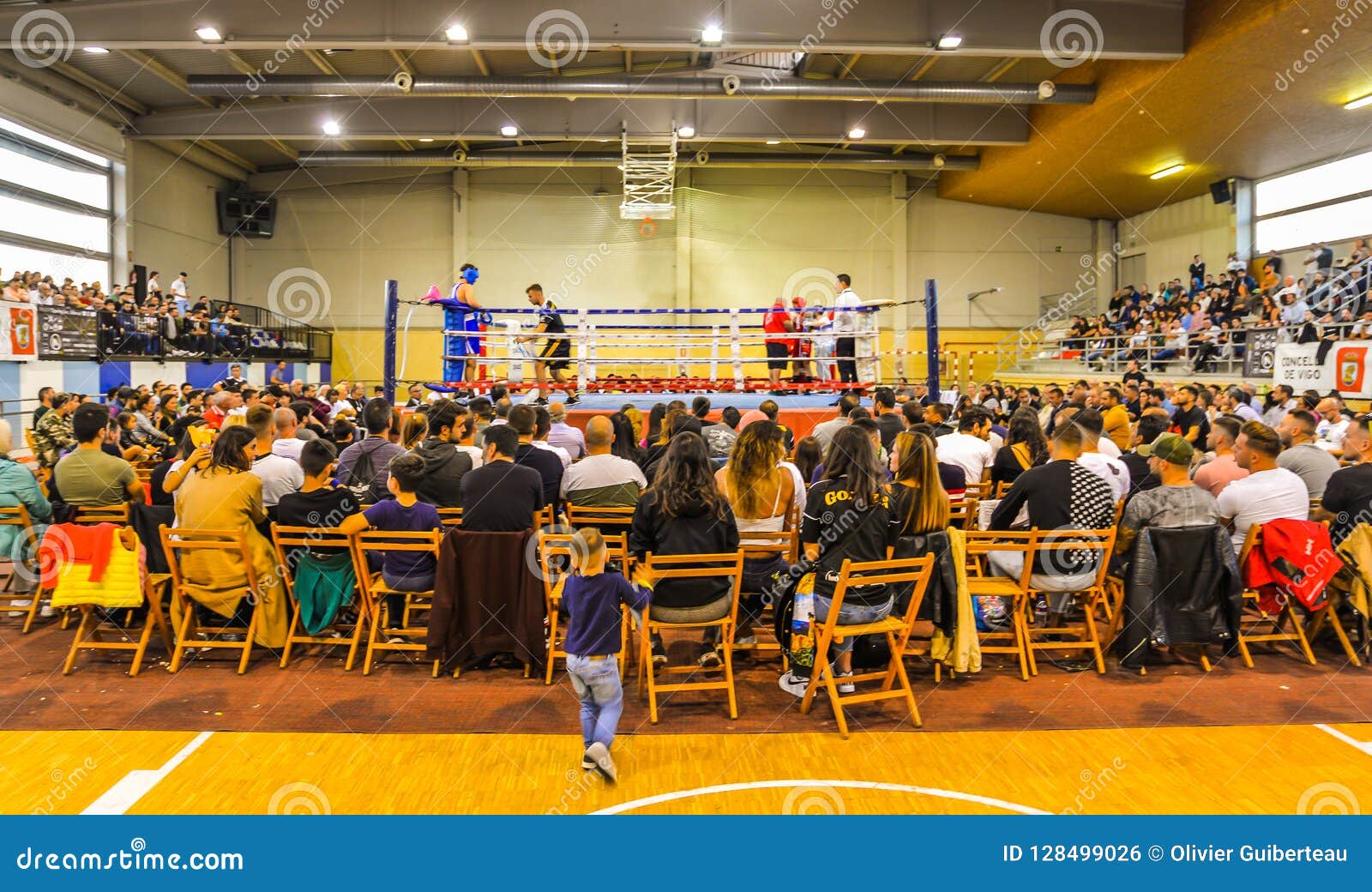 The Boxing Match - Vigo - Spain Editorial Photo - Image of blue, boxing ...