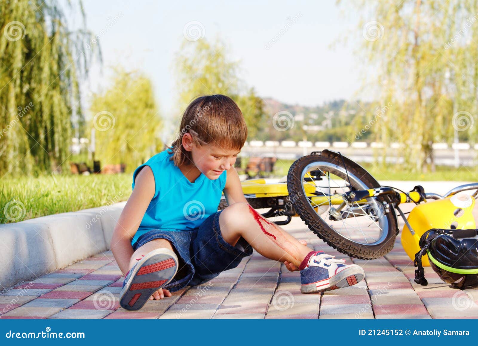 Boy with a bleeding injury stock photo. Image of blood - 21245152