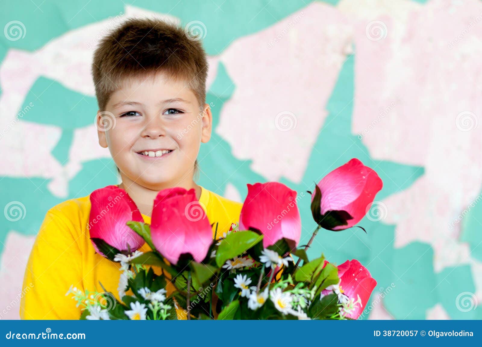 Boy with bouquet of roses stock image. Image of nine - 38720057