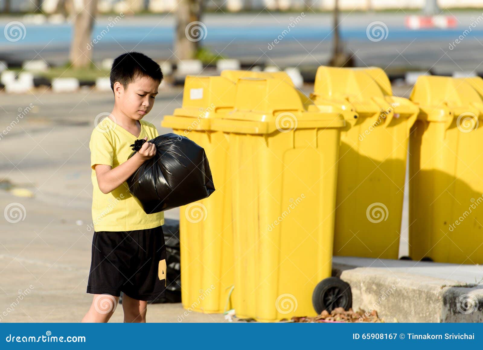 Boy Carry Garbage in Bag for Eliminate To the Bin Stock Image - Image ...