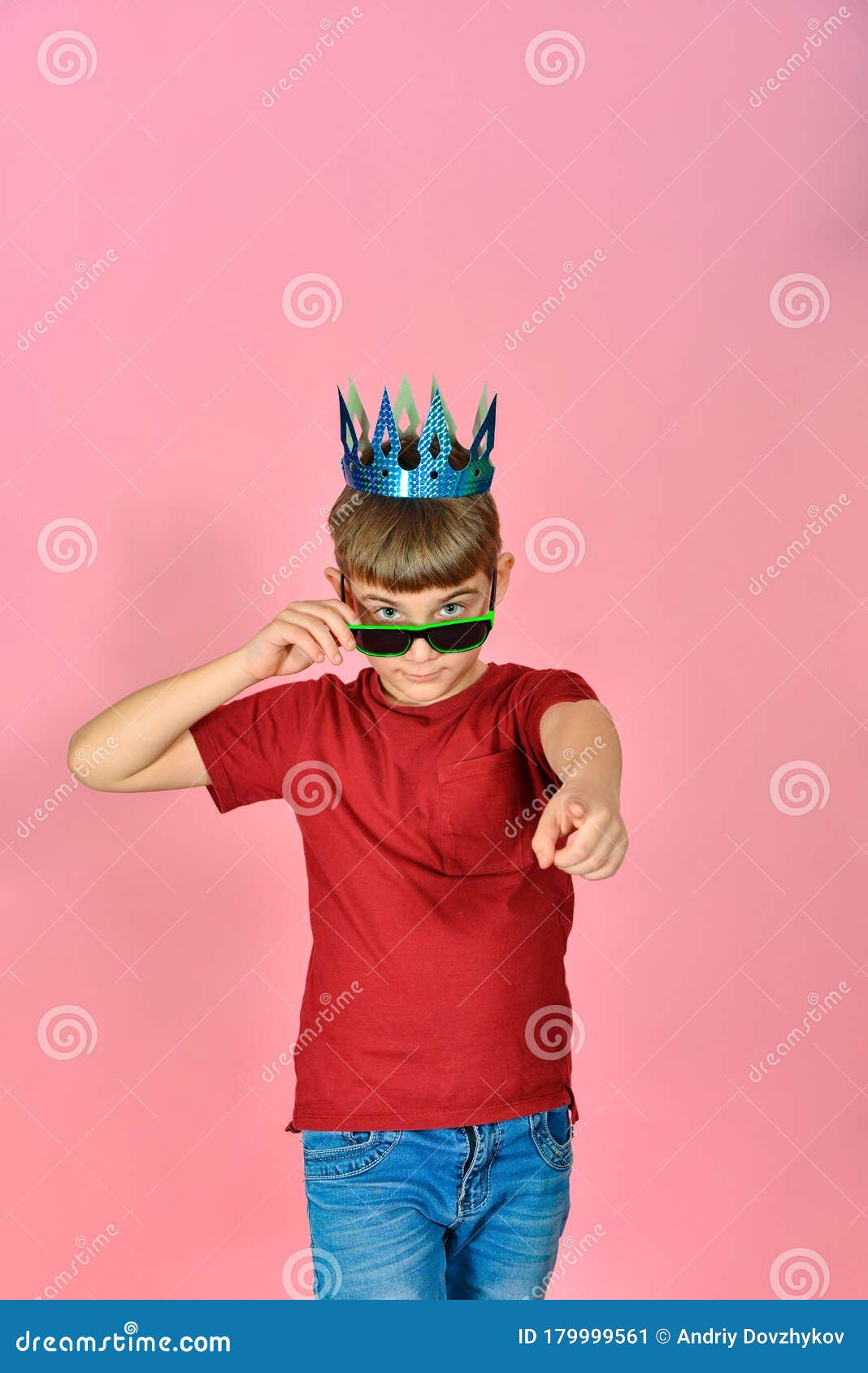 The Boy in the Crown, the Prototype of the Coronavirus COVID-19, Points ...