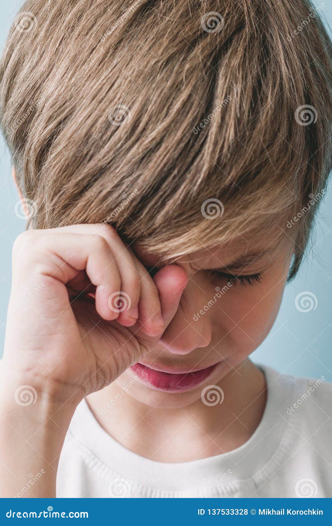 Boy is crying stock photo. Image of portrait, problems - 137533328