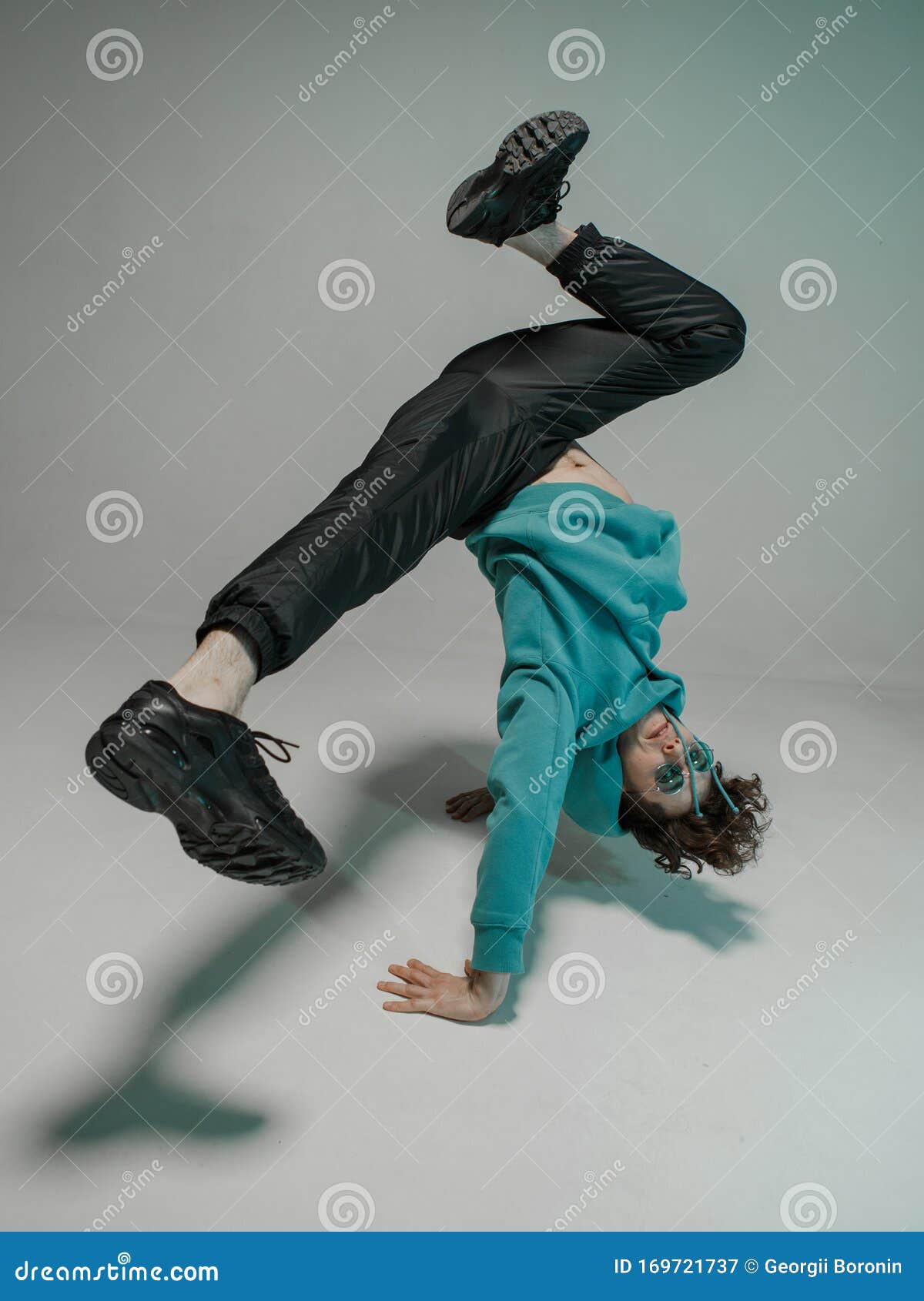 Boy Dancing Contemporary Dance in Studio. Acrobatic Dancer. Stock Image ...
