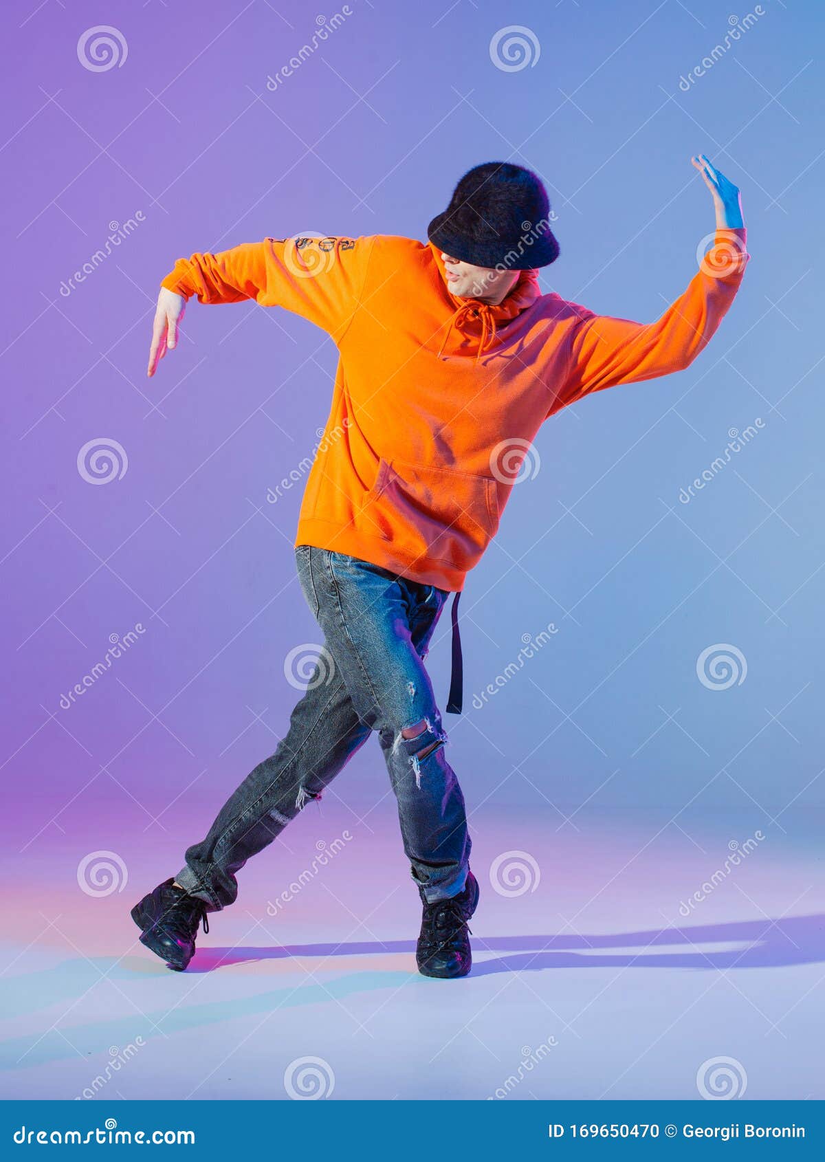 Boy Dancing Contemporary Dance in Studio. Breakdancing. Stock Photo ...