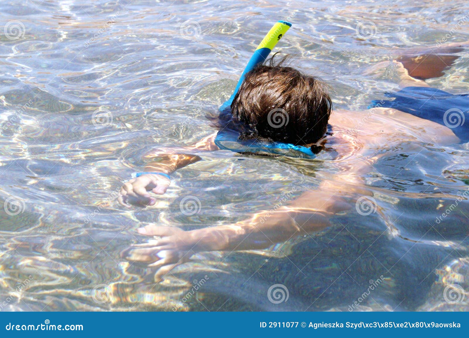 Boy in diving mask stock image. Image of dive, fitness - 2911077