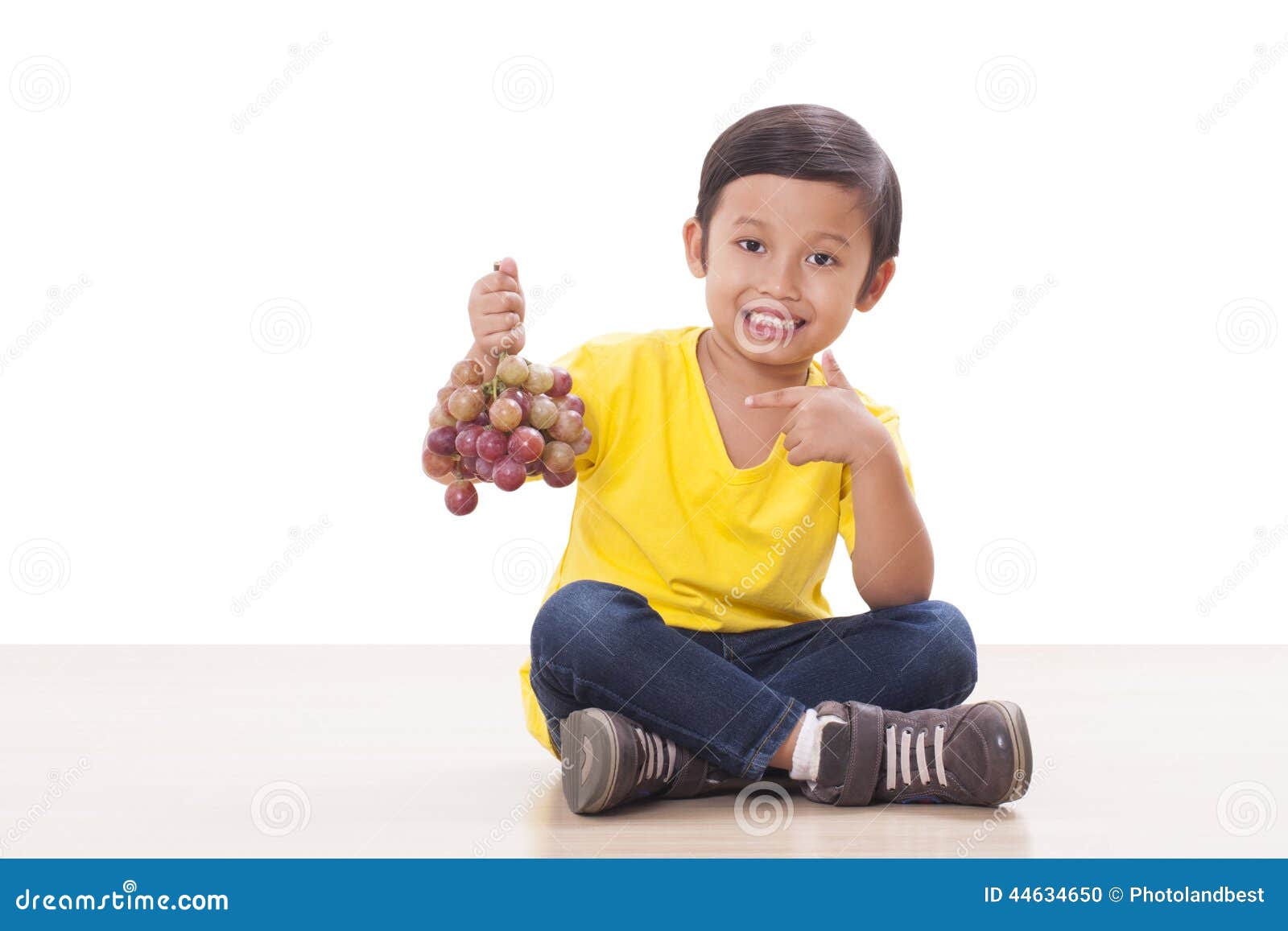 Boy eating grapes stock photo. Image of grape, food, lifestyle - 44634650