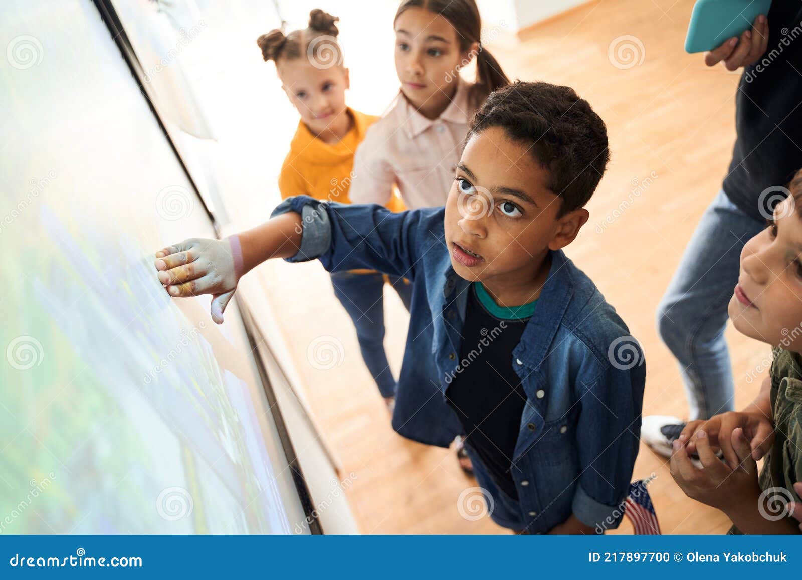 Kids Eyes On Teacher