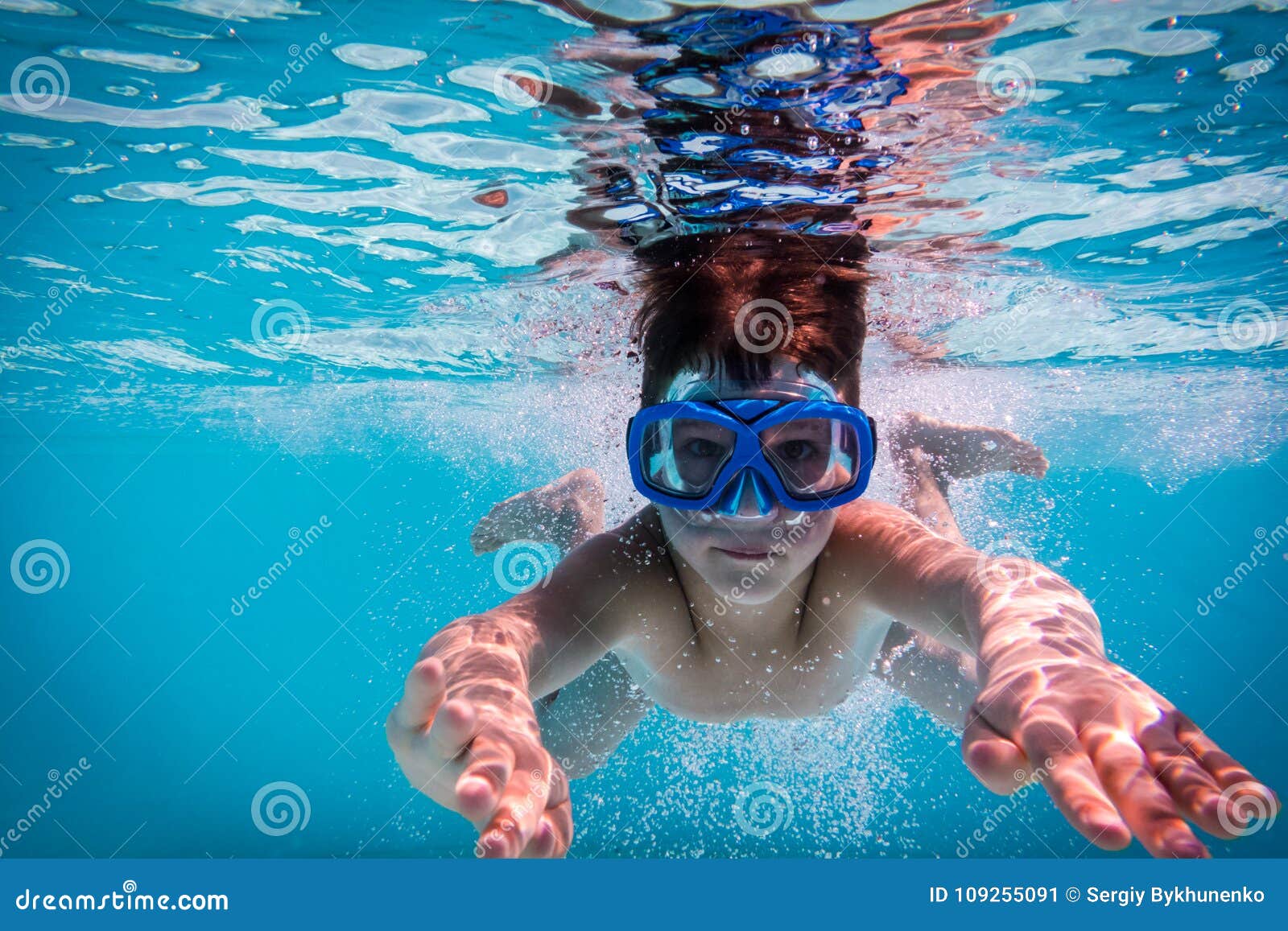 Boy in Mask Dive in Swimming Pool Stock Image - Image of fitness ...