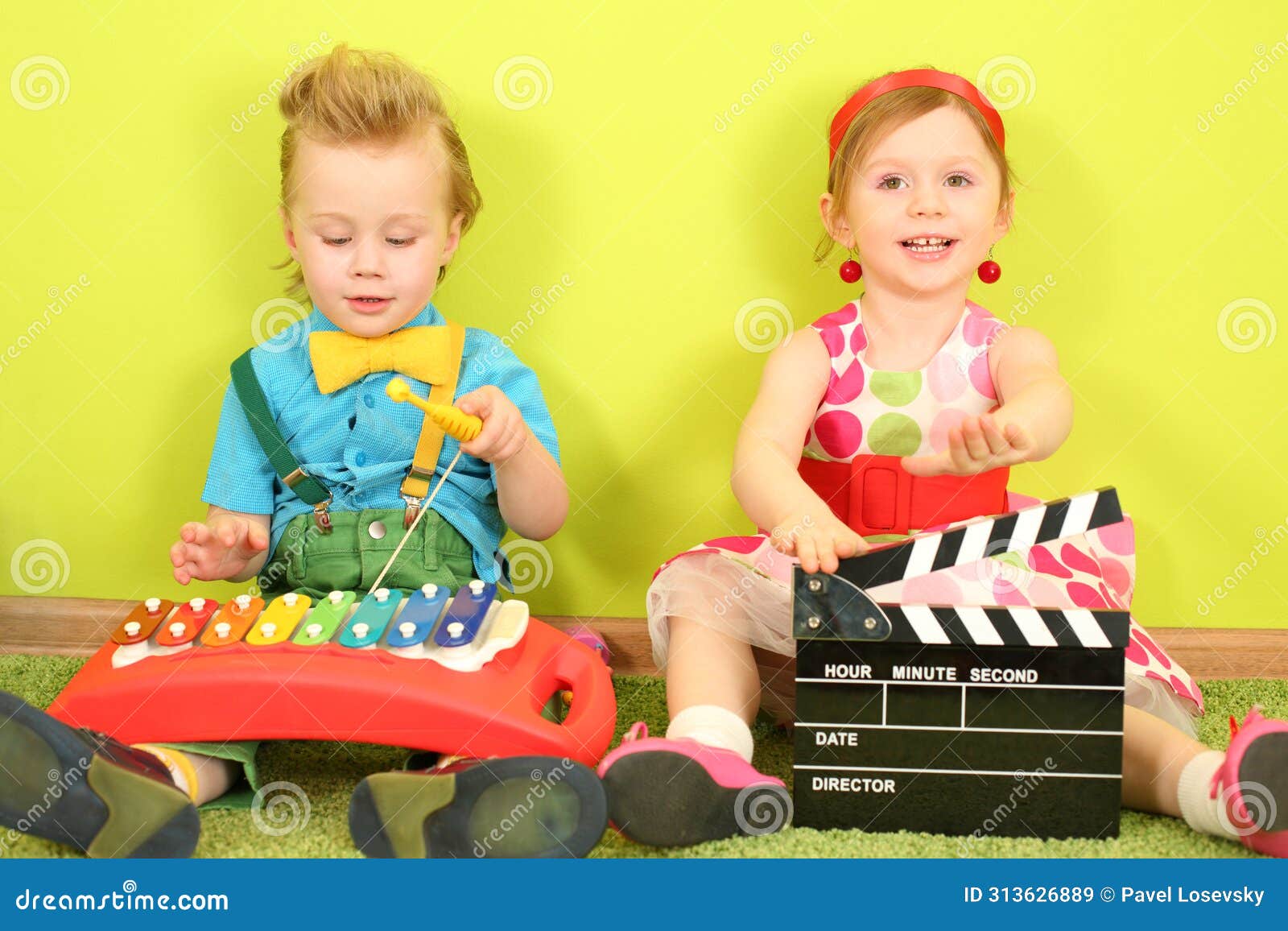 Metallophone Royalty-Free Stock Image | CartoonDealer.com #112357336