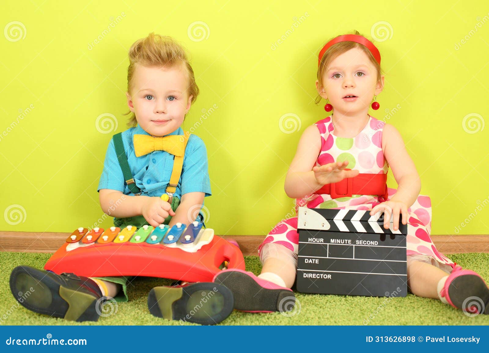 Metallophone Royalty-Free Stock Image | CartoonDealer.com #112357336