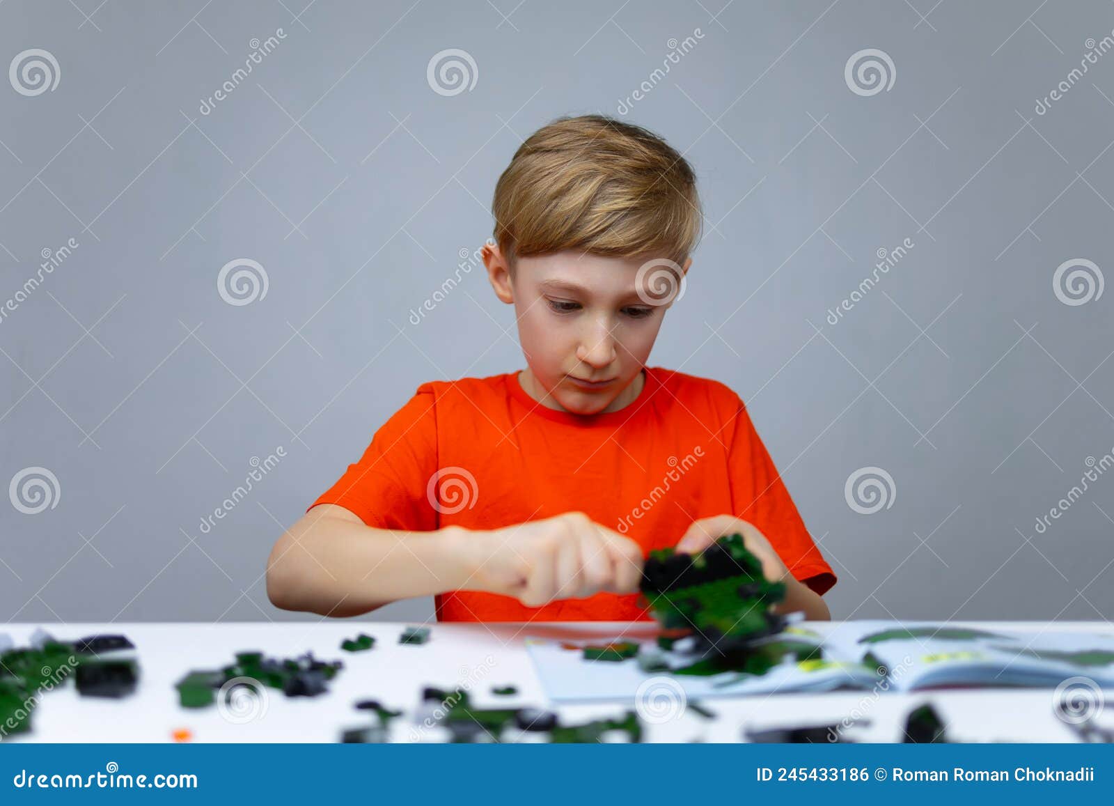 Assembling Parts Royalty-Free Stock Photo | CartoonDealer.com #56059797