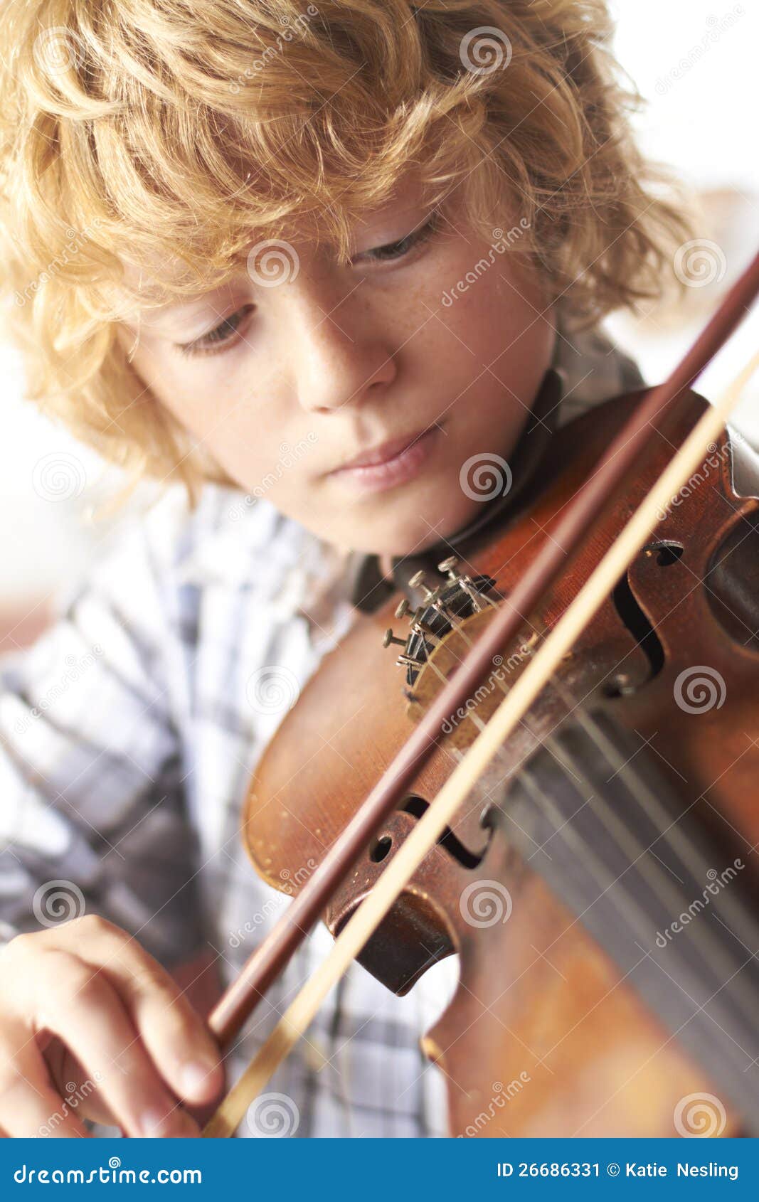 Boy Practicing Violin at Home Stock Image - Image of studying, violin ...
