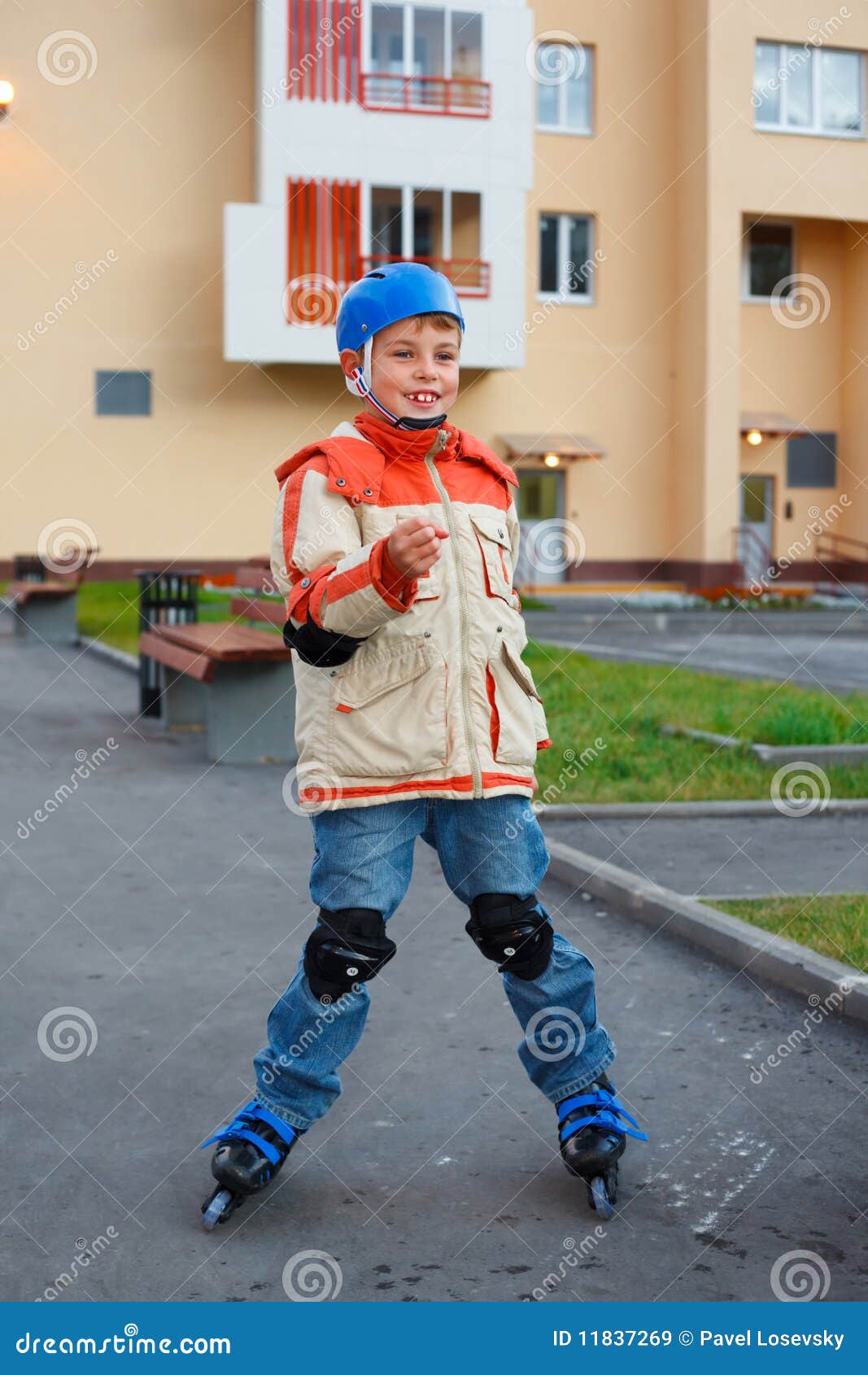 Boy on roller skates stock image. Image of kneepad, caucasian - 11837269